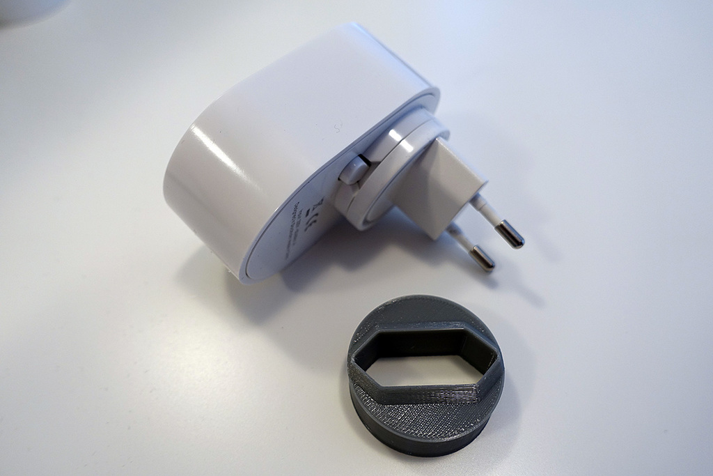 Wall socket fitting by Danneman | Download free STL model | Printables.com