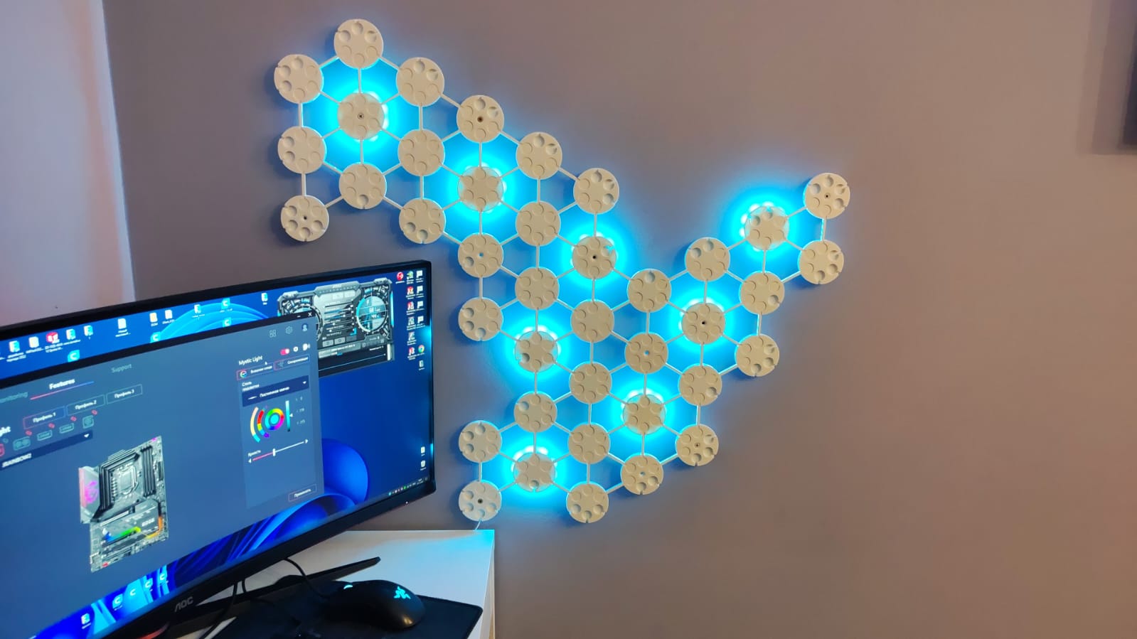Modular honeycomb system with LED von Андрей spiri'dos | Kostenloses ...