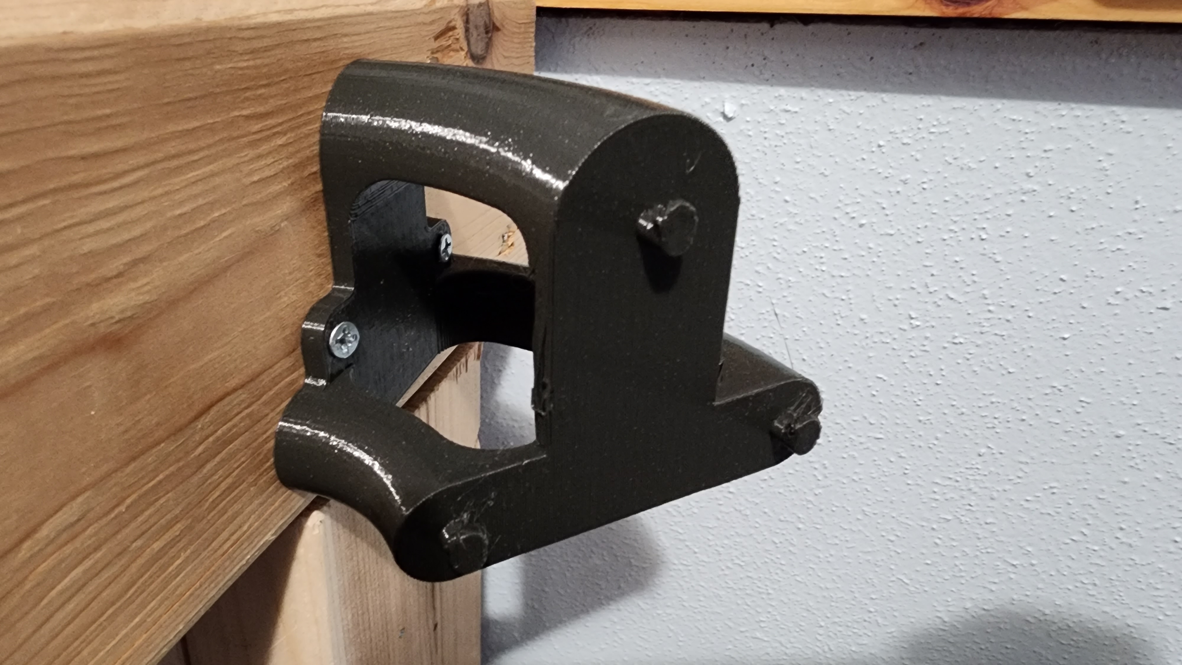 AirGradient DIY Pro angled wall mount by Electrophyte | Download free ...