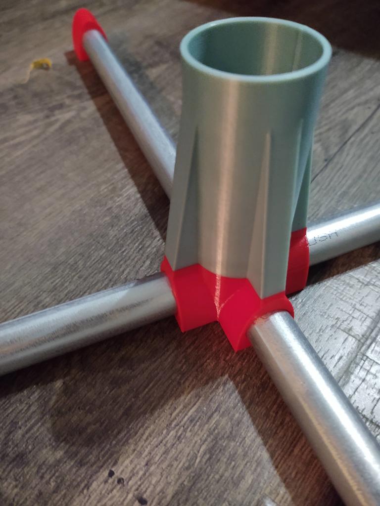 tree stand for half inch pipe/conduit - 18mm or 0.7" diameter by KyleT ...