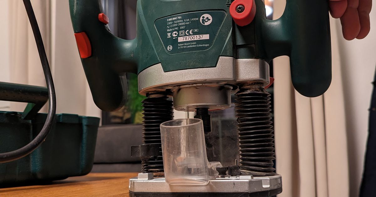 Edge Routing for Dust Extraction POF 1400 ACE by Bear | Download free ...