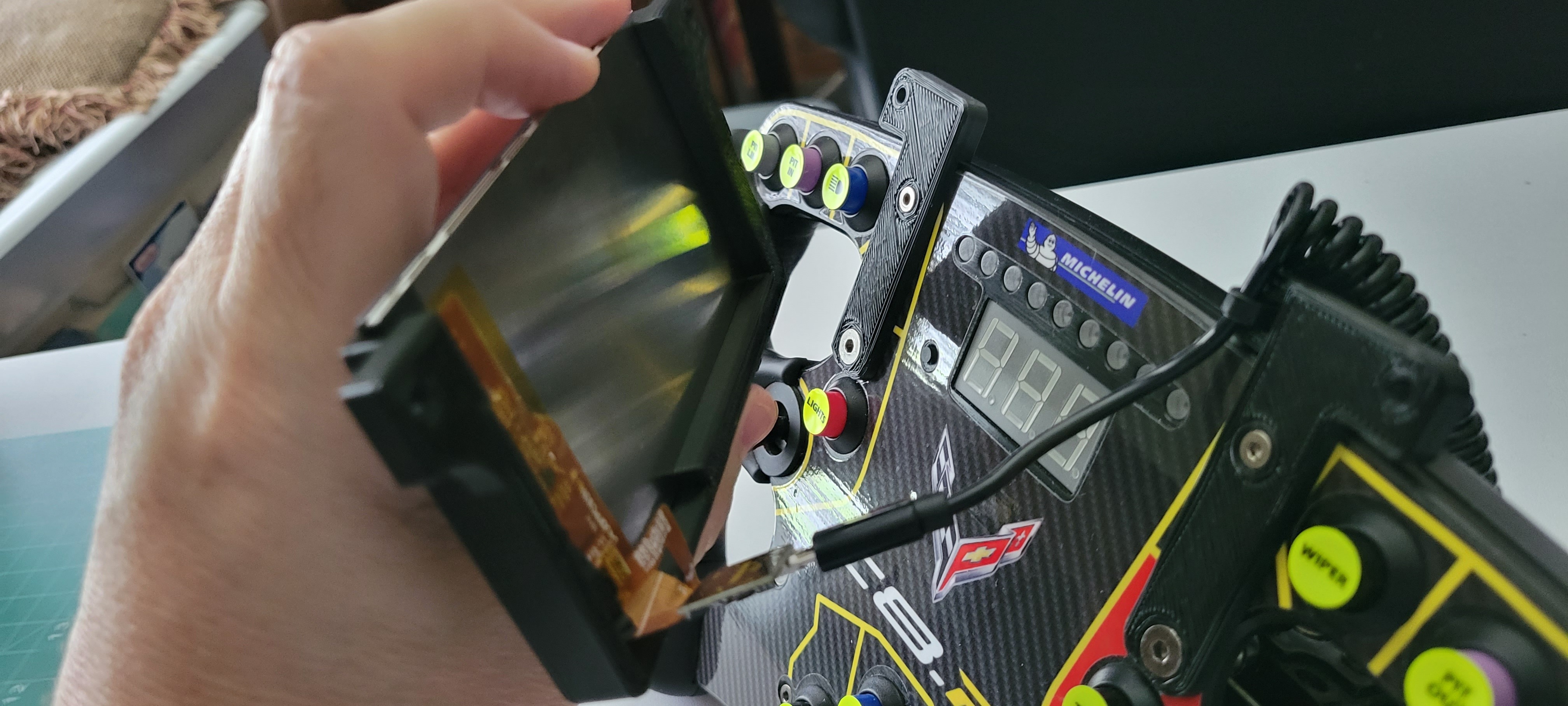 4.3" Screen Mount for Fanatec Formula Wheel by Tim Collier | Download ...