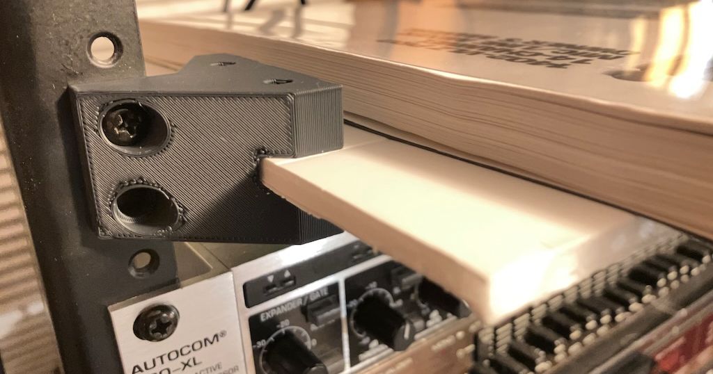 19" Rack sub-1U Shelf Bracket by NoTrueSpaceMan | Download free STL ...