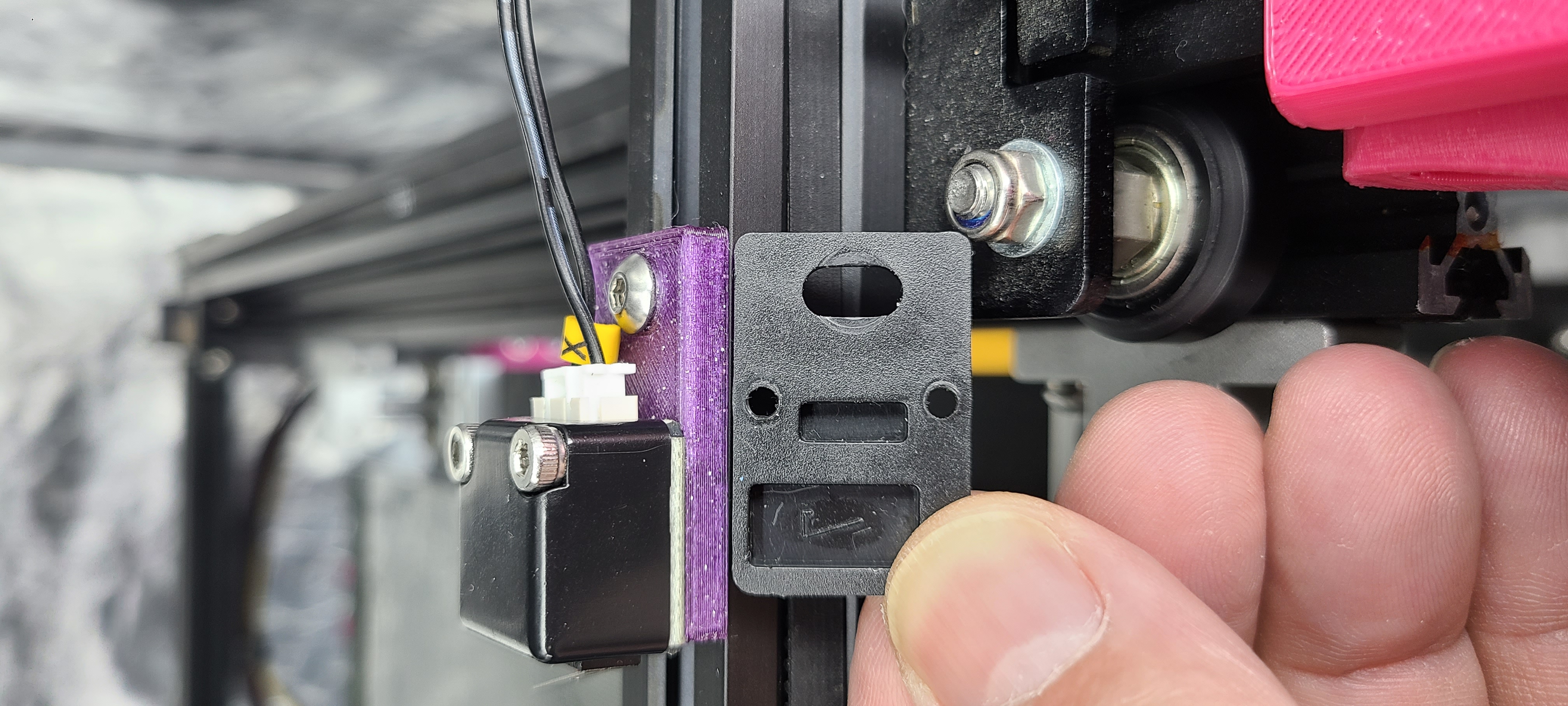 Ender 5+ -6mm Limit Switch Mount by Zinlu | Download free STL model ...