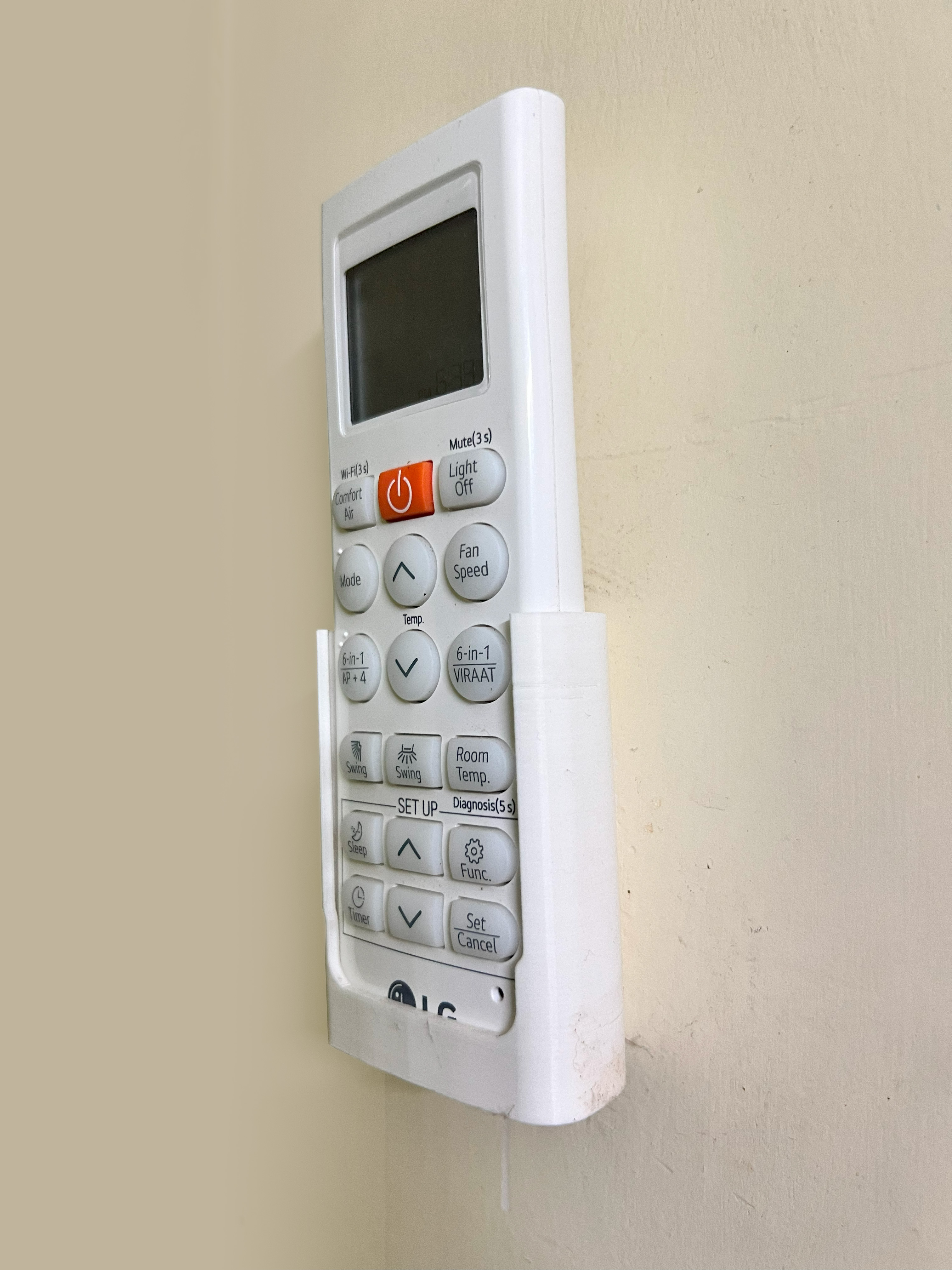 LG Wall mount Remote Stand by Buckle Sam Isacc | Download free STL ...