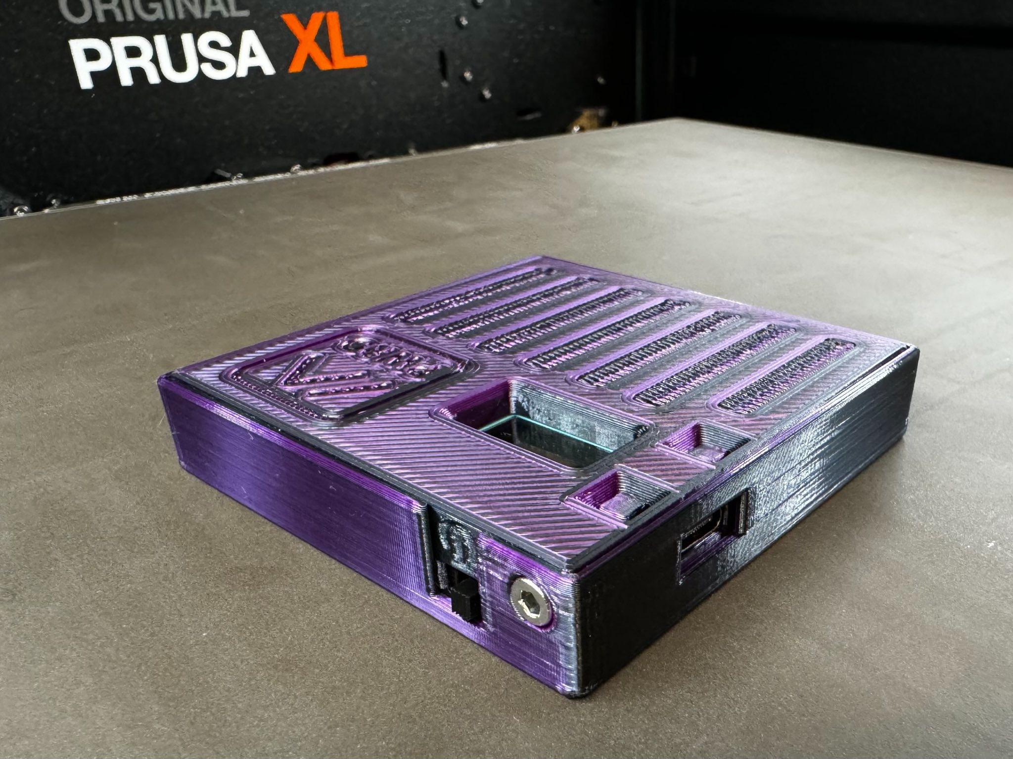 Heltec Wireless Tracker by PosterBored | Download free STL model ...