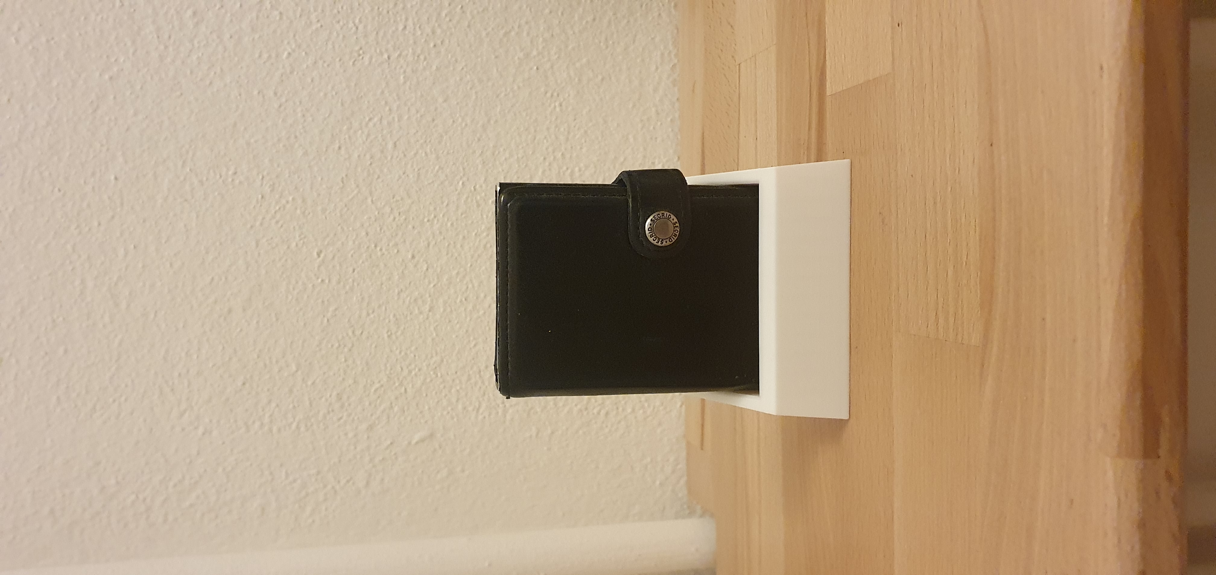 Wallet holder by Quentin Chuit | Download free STL model | Printables.com