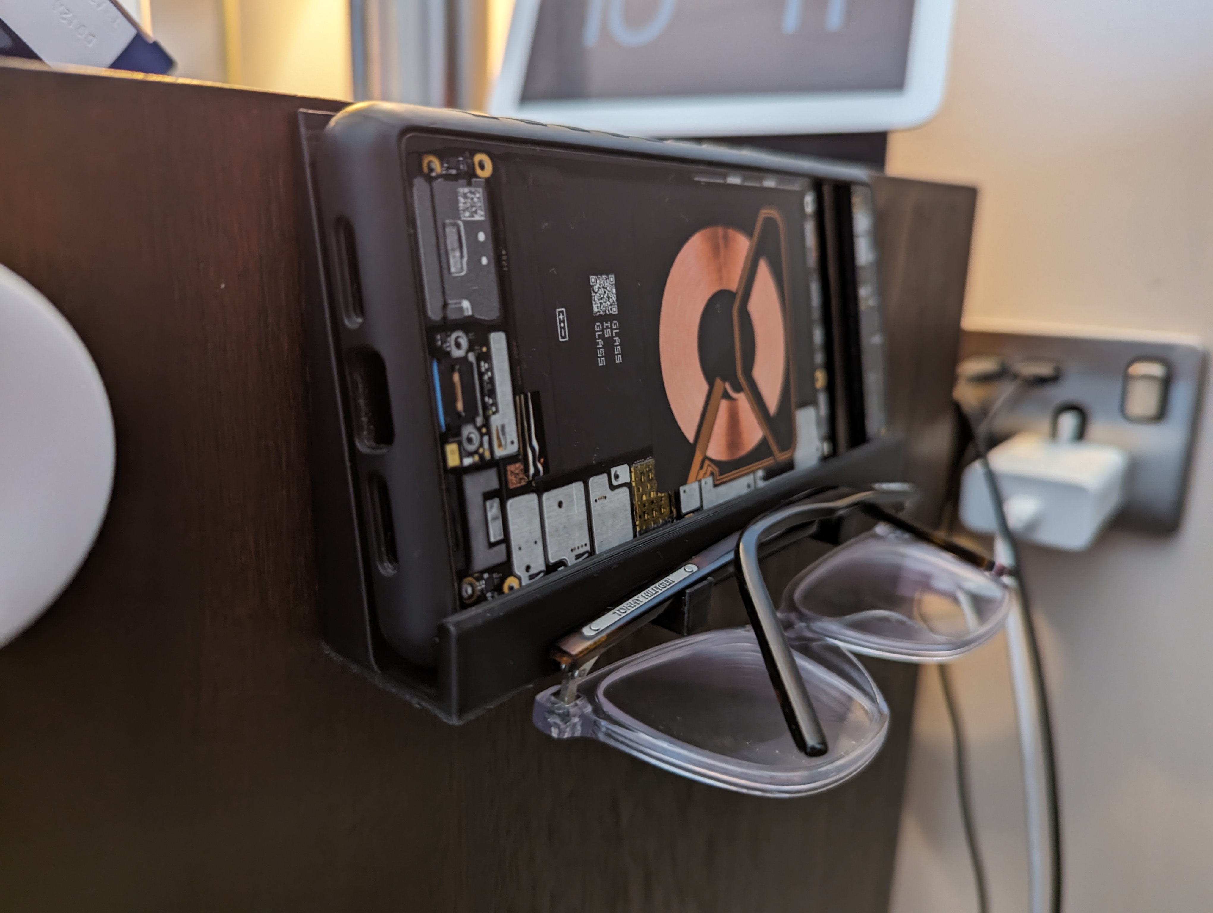 Bedside phone and glasses holder by Daire O Connor | Download free STL ...