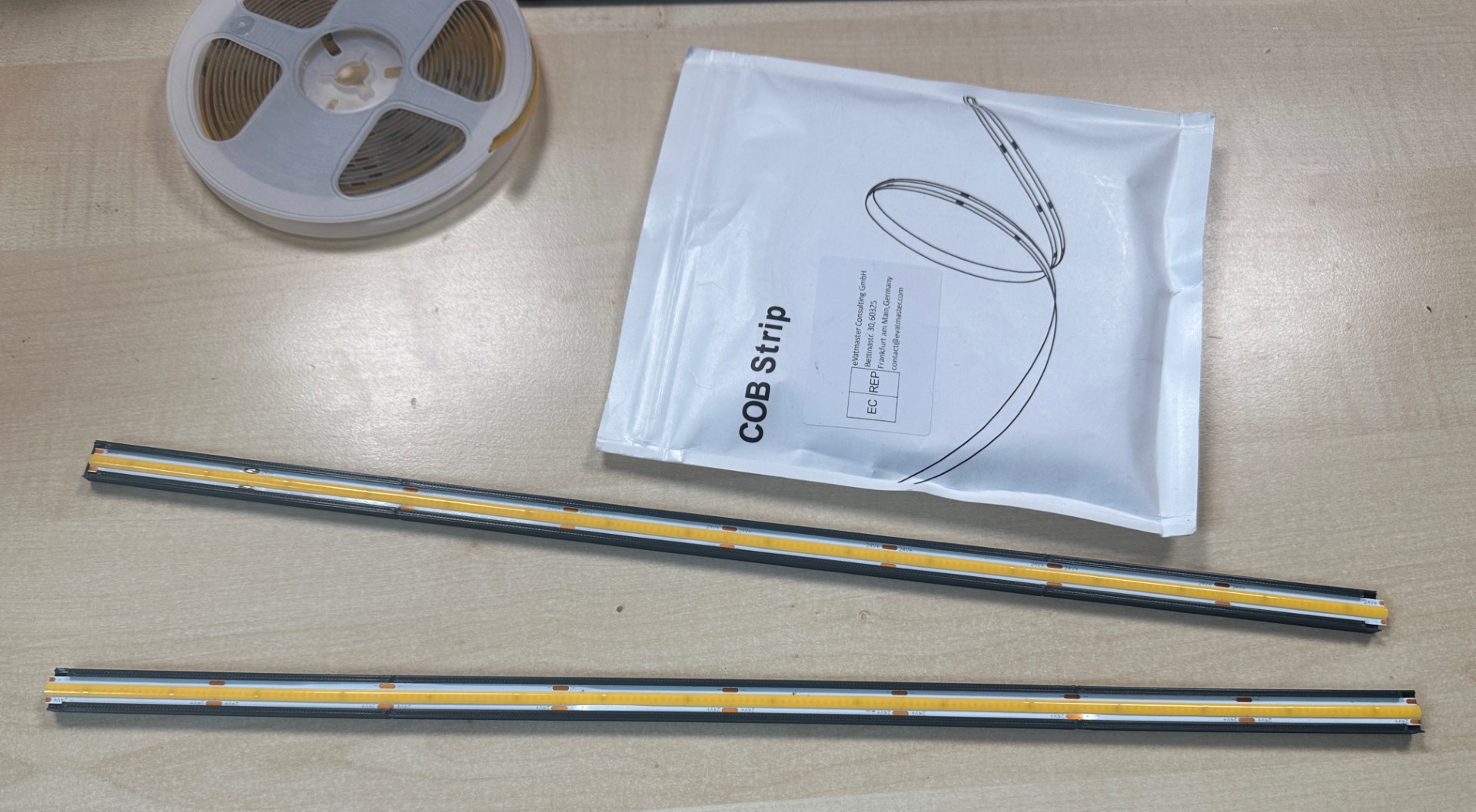 Magnetic Modular LED Strip for the Prusa Enclosure or a server rack ...