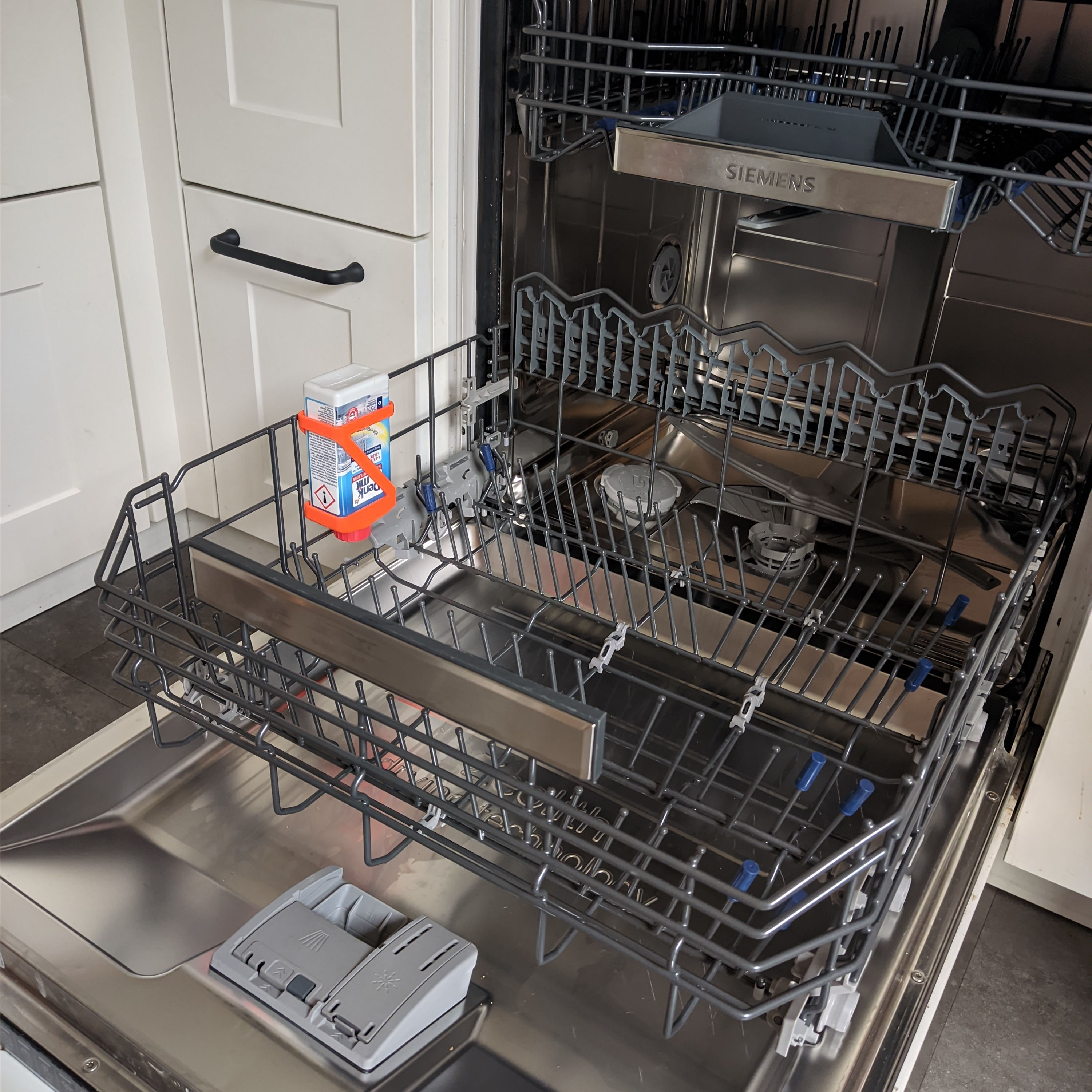 Bracket for Dishwasher Cleaner by buchnema | Download free STL model ...