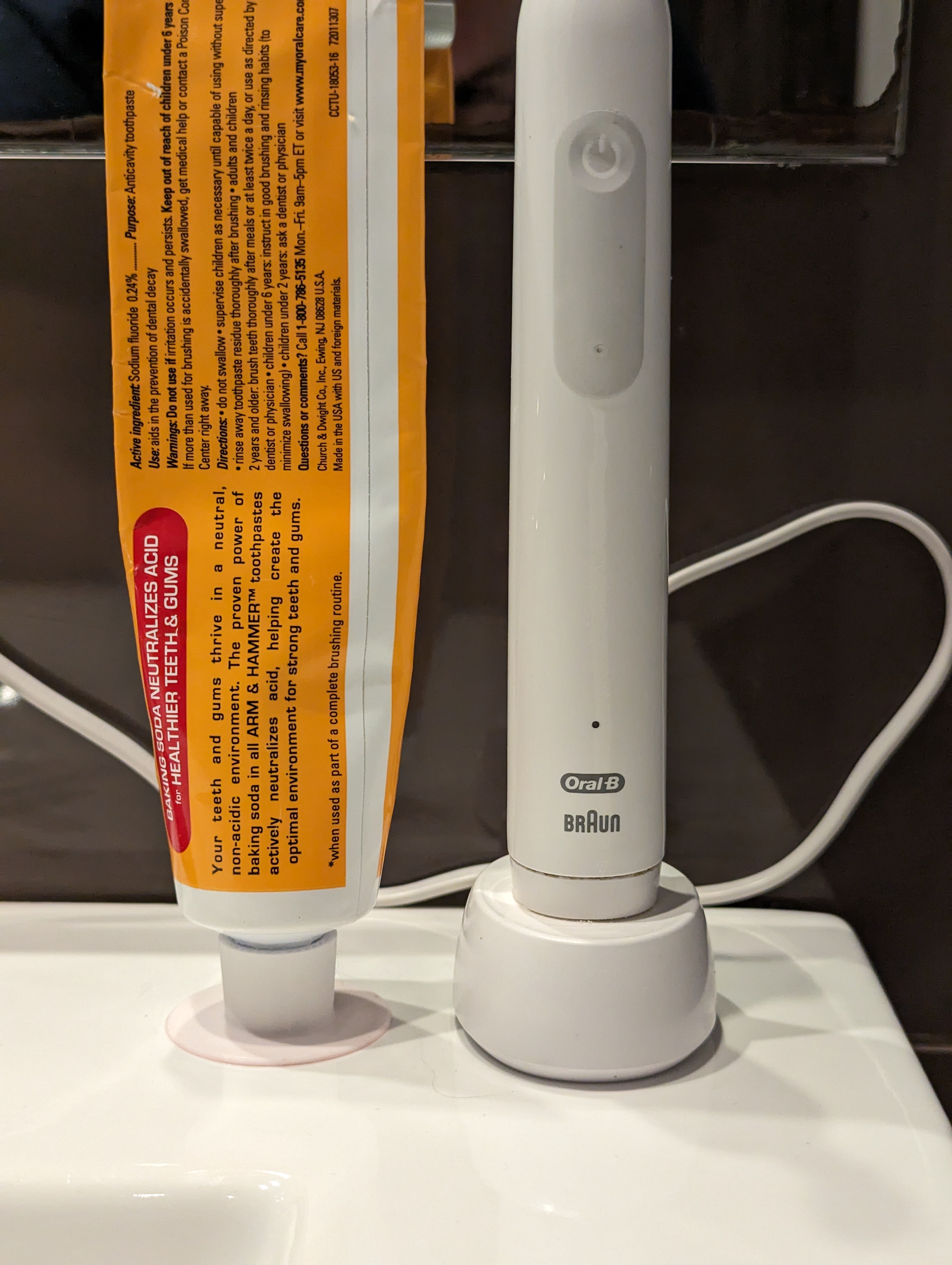 Vertical toothpaste holder: minimal material and not water retaining by ...