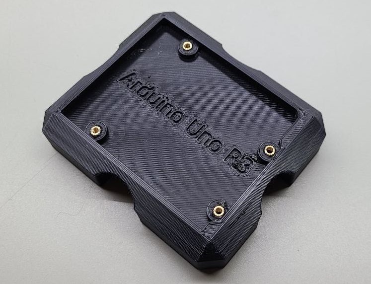 Arduino Uno R3 Desktop Holder by TGH56 | Download free STL model ...