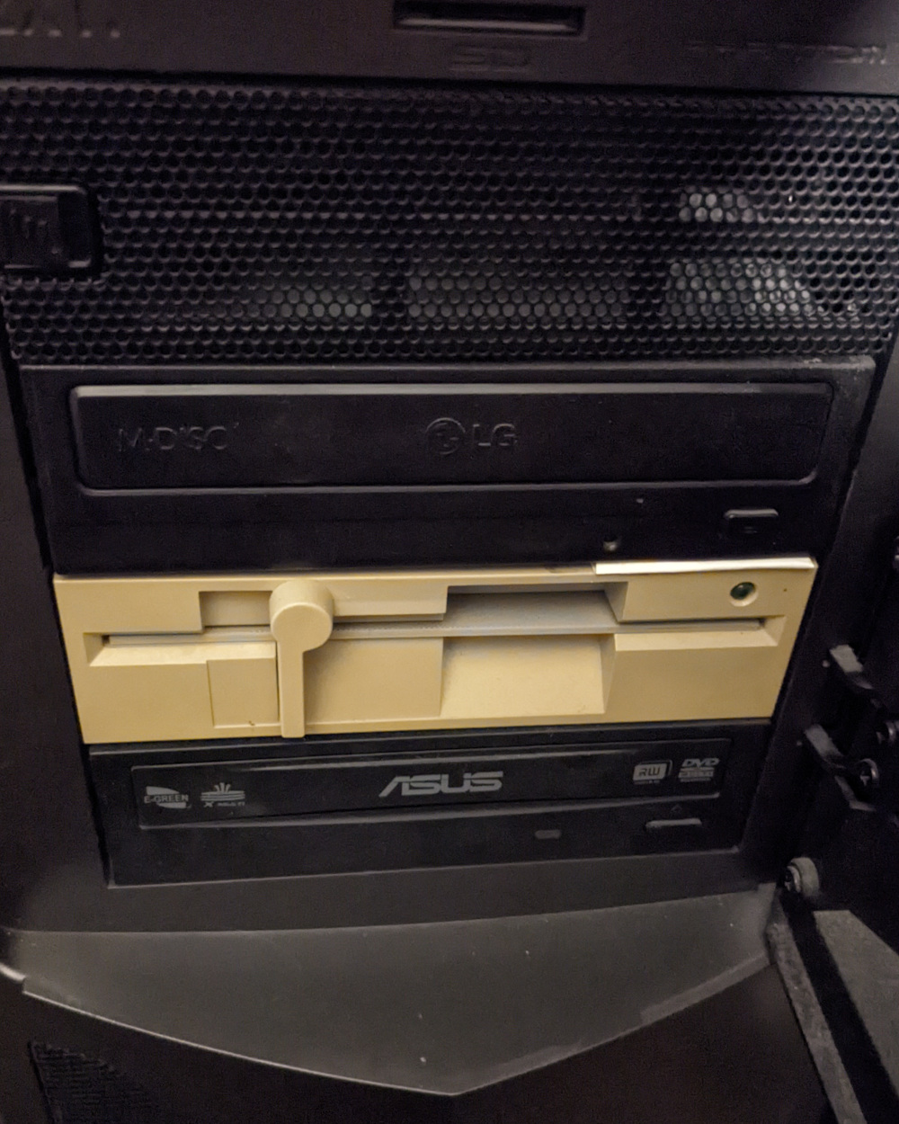 dummy 5.25 floppy disk by garysgeekery | Download free STL model ...