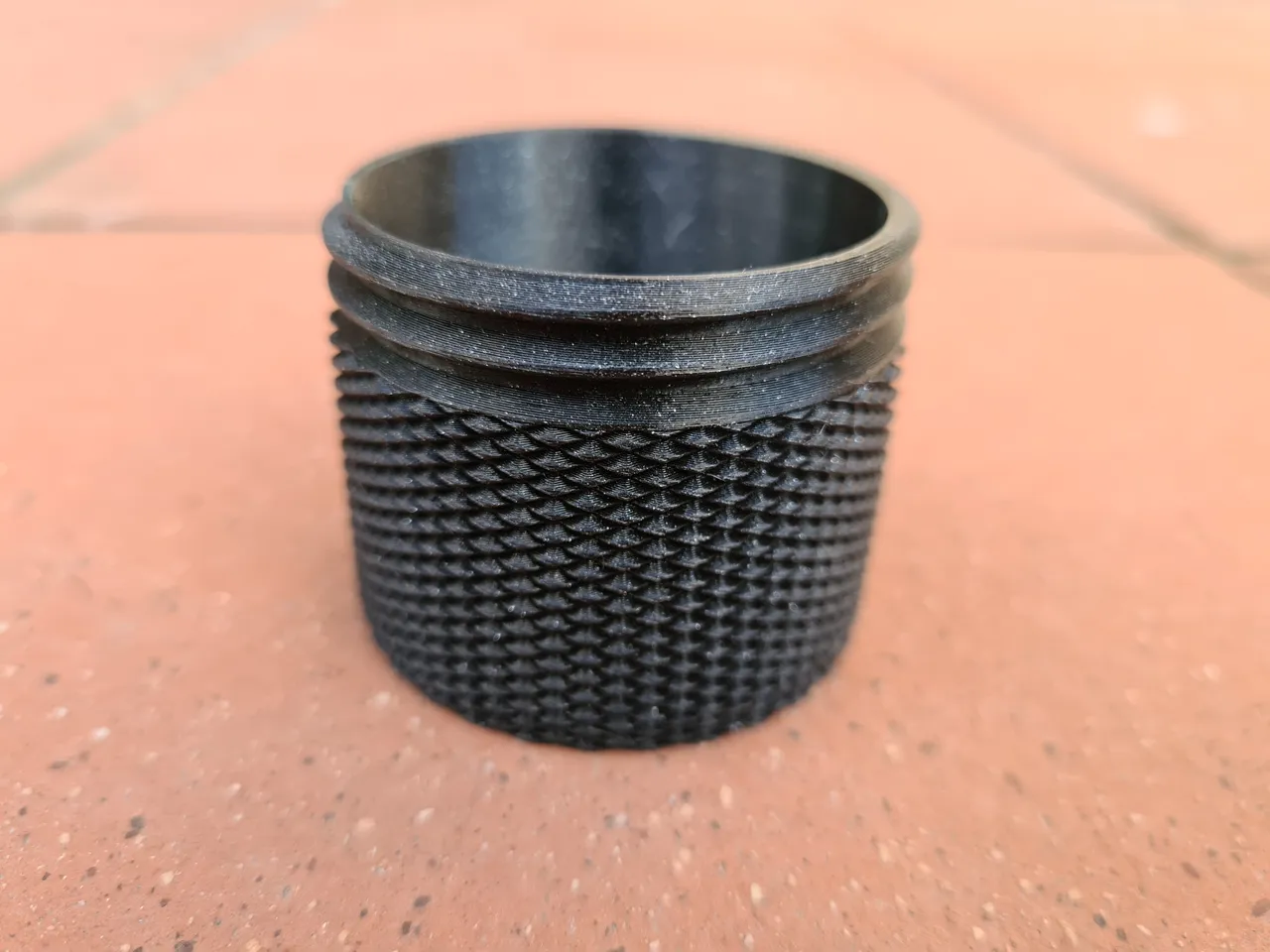 Round screwable container by Stefano Vartolo | Download free STL model ...