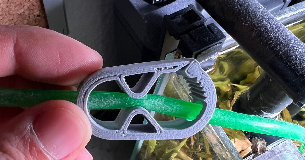 Robert Tubing Clamp by Heizie | Download free STL model | Printables.com