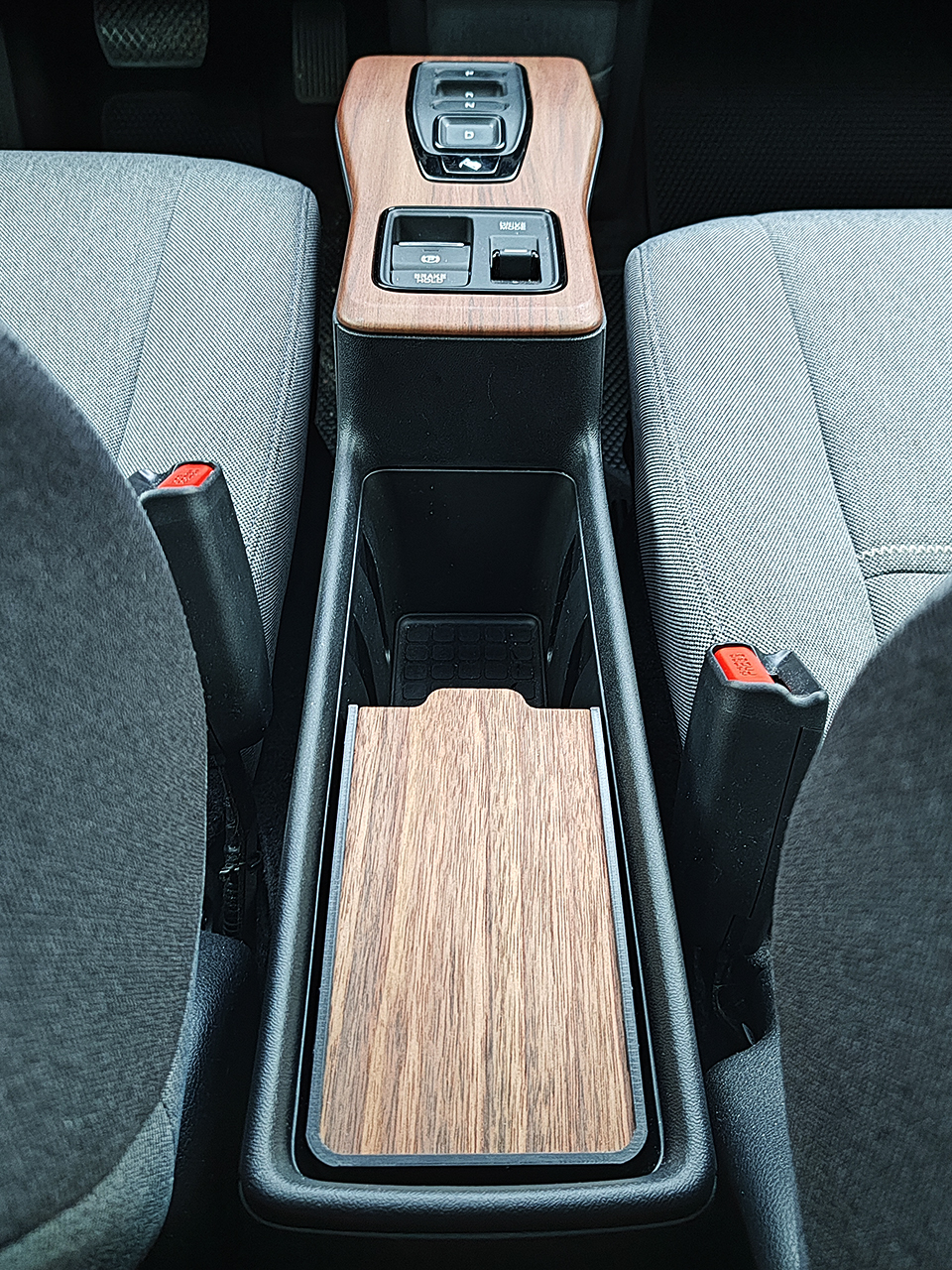 Honda E Console box with lid by Broberg | Download free STL model ...