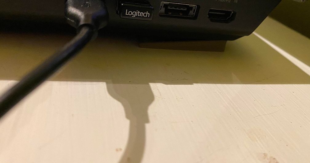 Alienware M17x R4 Laptop Riser by GrooveIN3D | Download free STL model ...