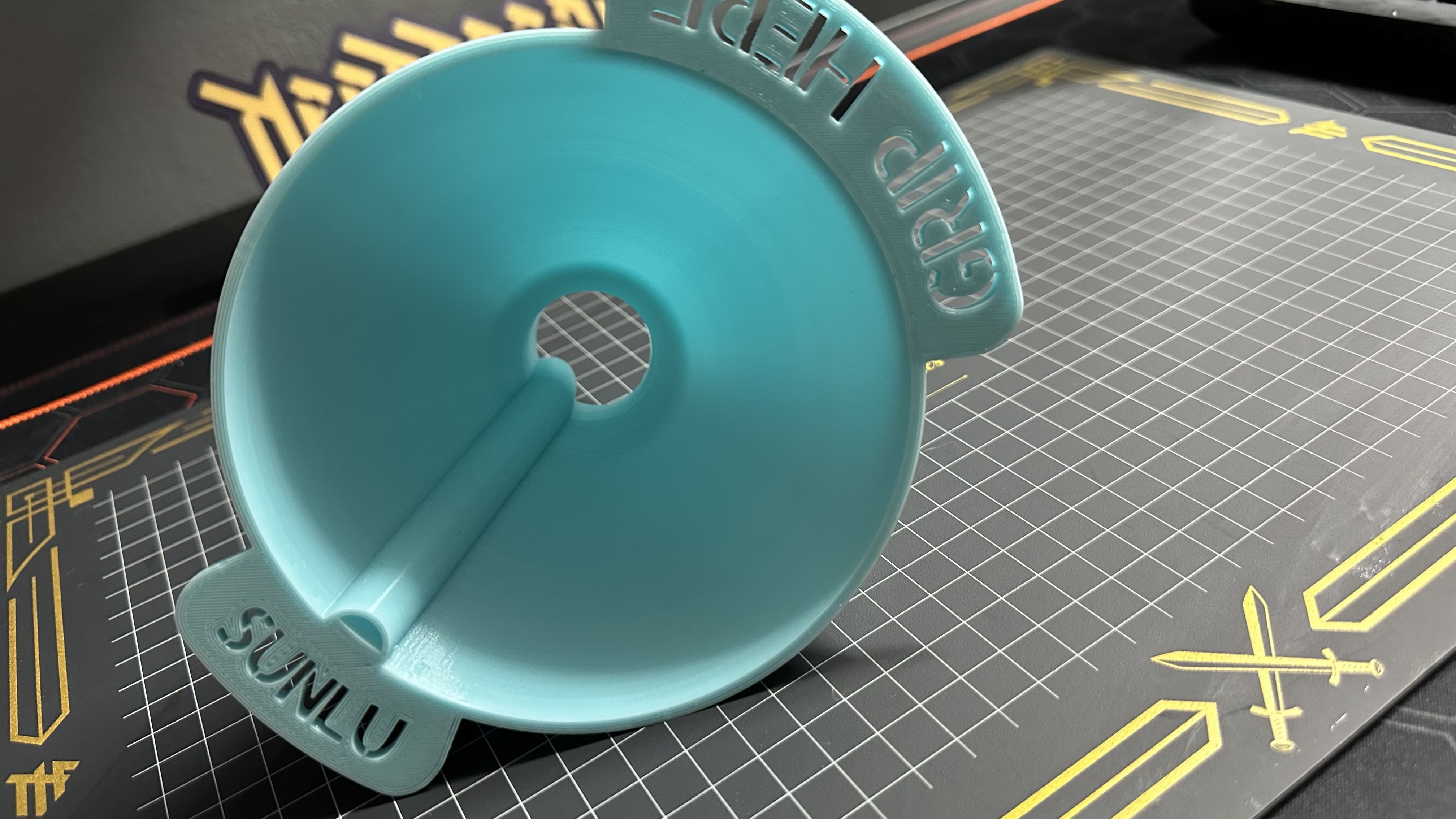 Funnel for Sunlu Resin Bottles & Coupler by FunkyNuggets007 | Download ...