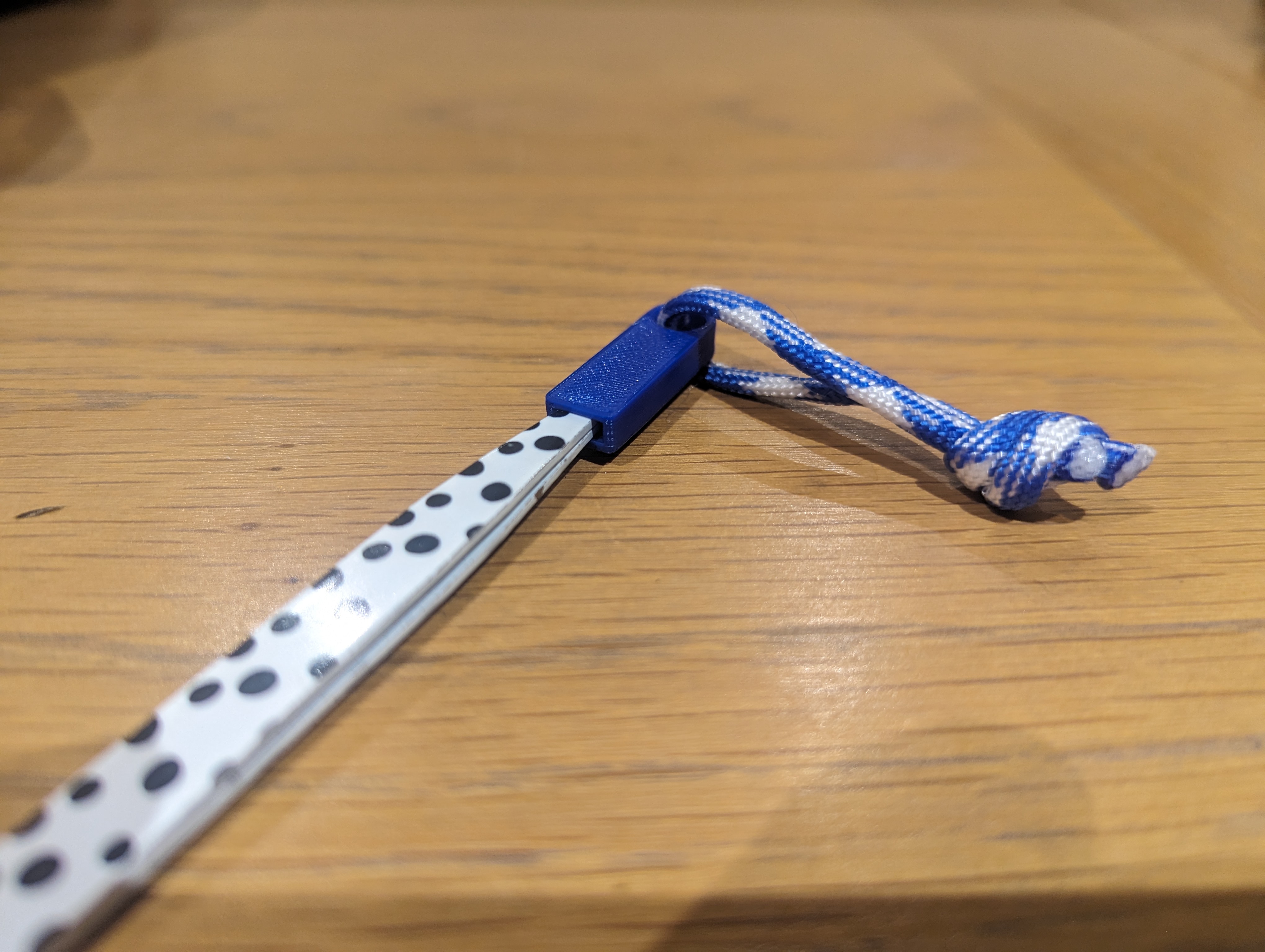 I Sharp Isolation tweezer cap by Gavin | Download free STL model ...