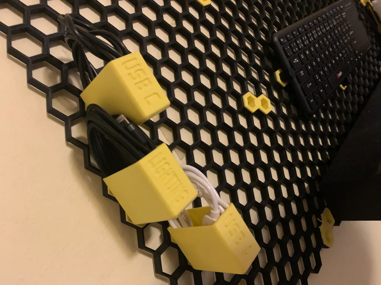 HSW cable box with labels by Ondra | Download free STL model ...