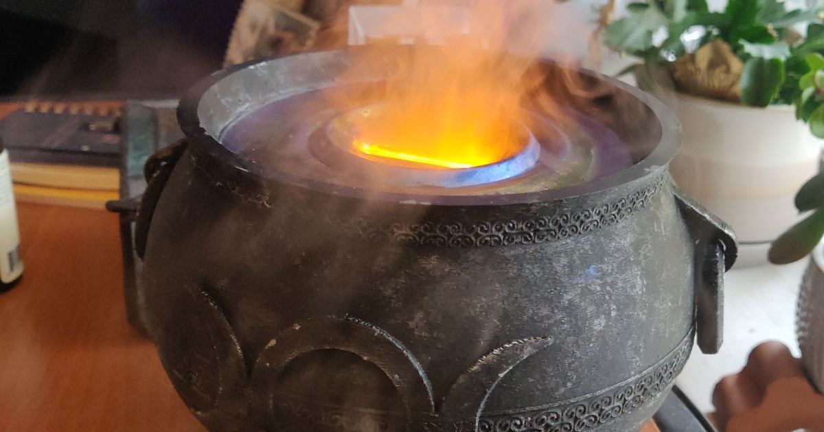 Spooky Cauldron Diffuser by ChubbyEwok | Download free STL model ...