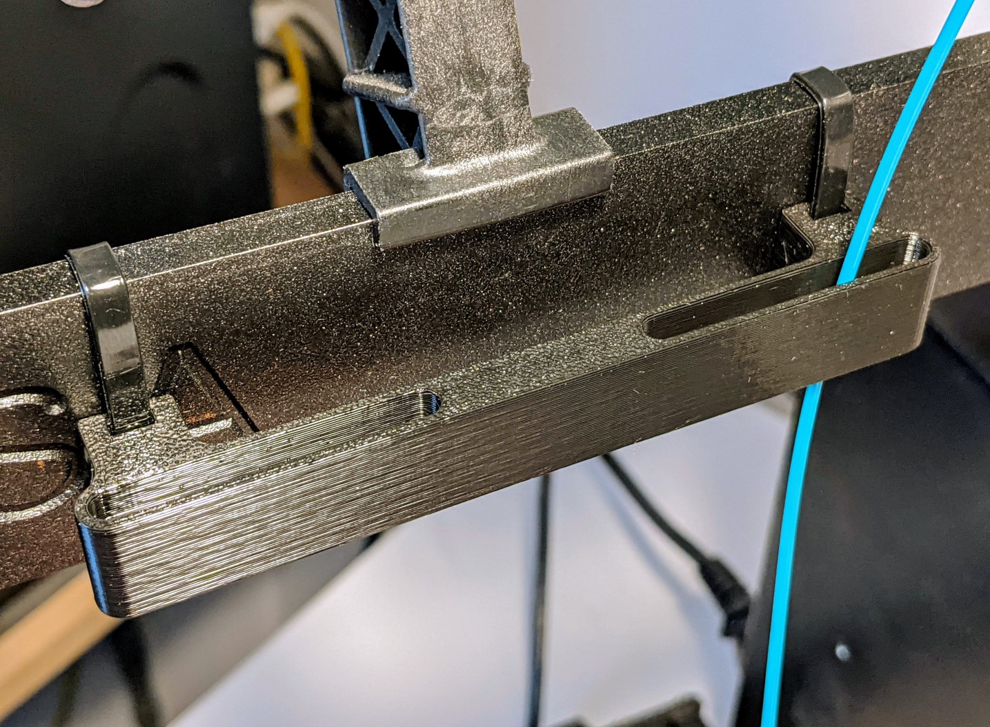 Filament guide by Lucian Brandus | Download free STL model | Printables.com