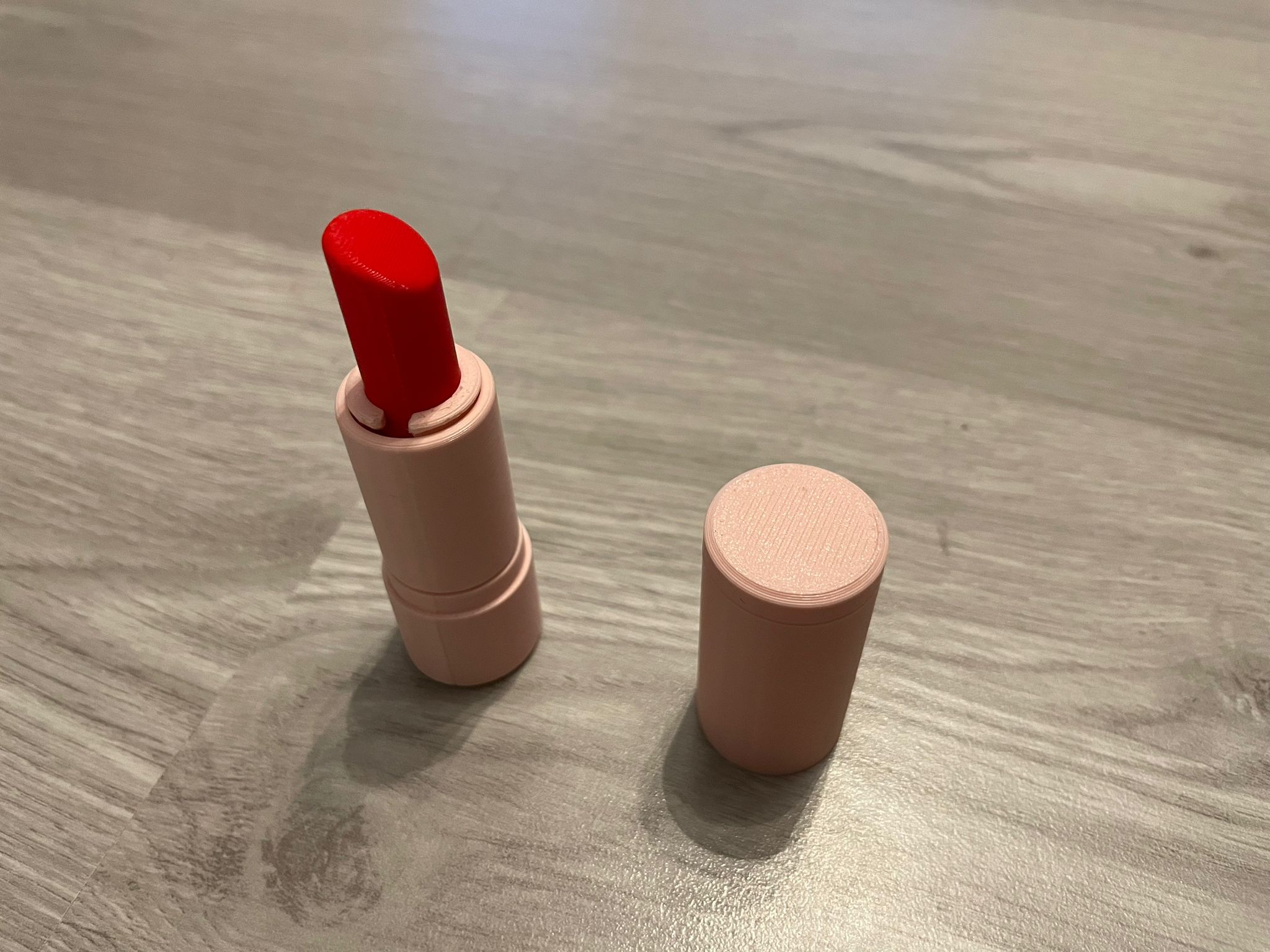 Realistic retractable lipstick by Panda | Download free STL model ...