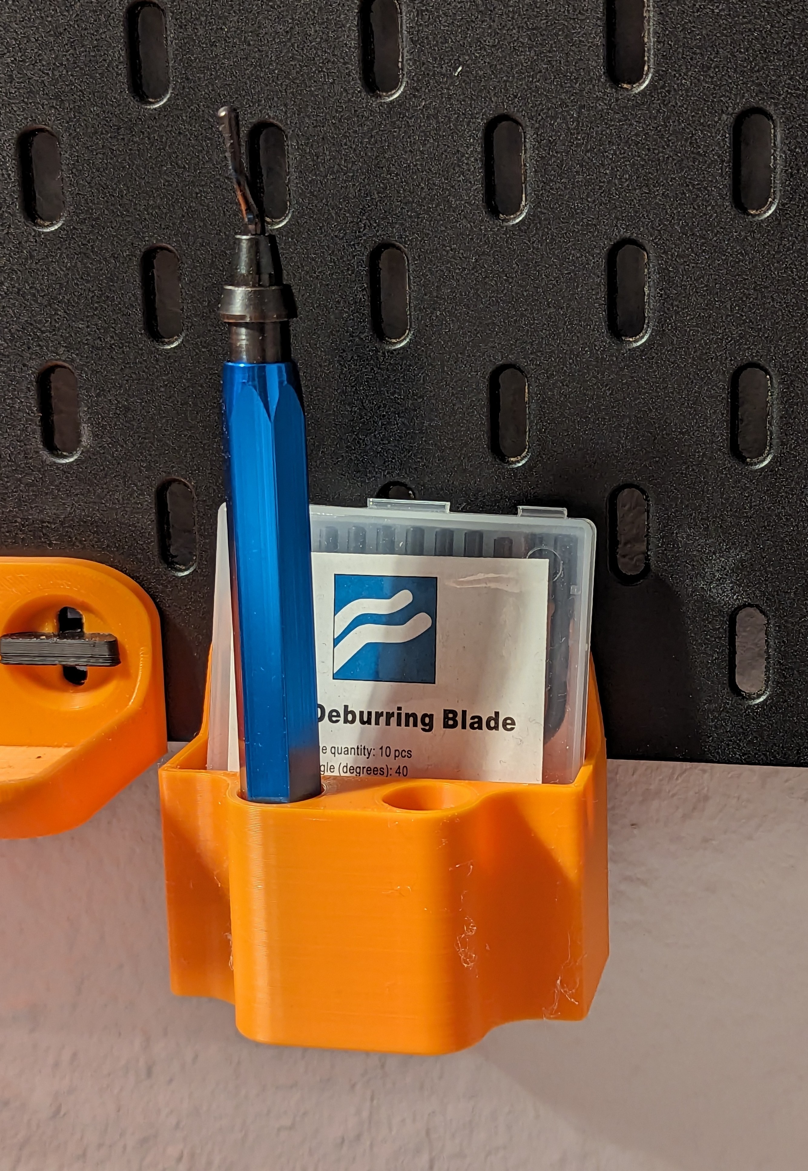 Skadis Deburring Tool Storage - T-Clip Variant by Kr0n05 | Download ...