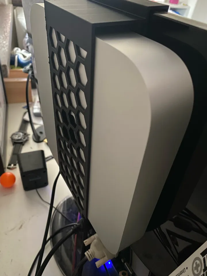 Mac Mini M1 Display/Monitor mount by DerMacher | Download free STL ...