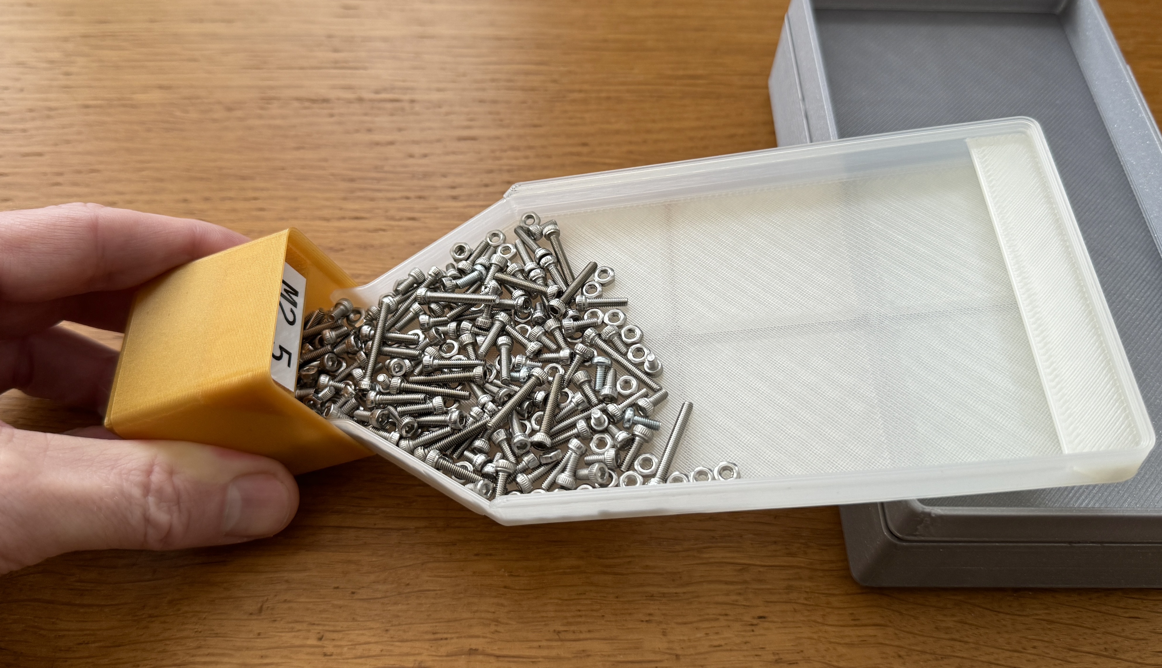 Gridfinity Funnel Tray (2x4x2) by Richard | Download free STL model ...