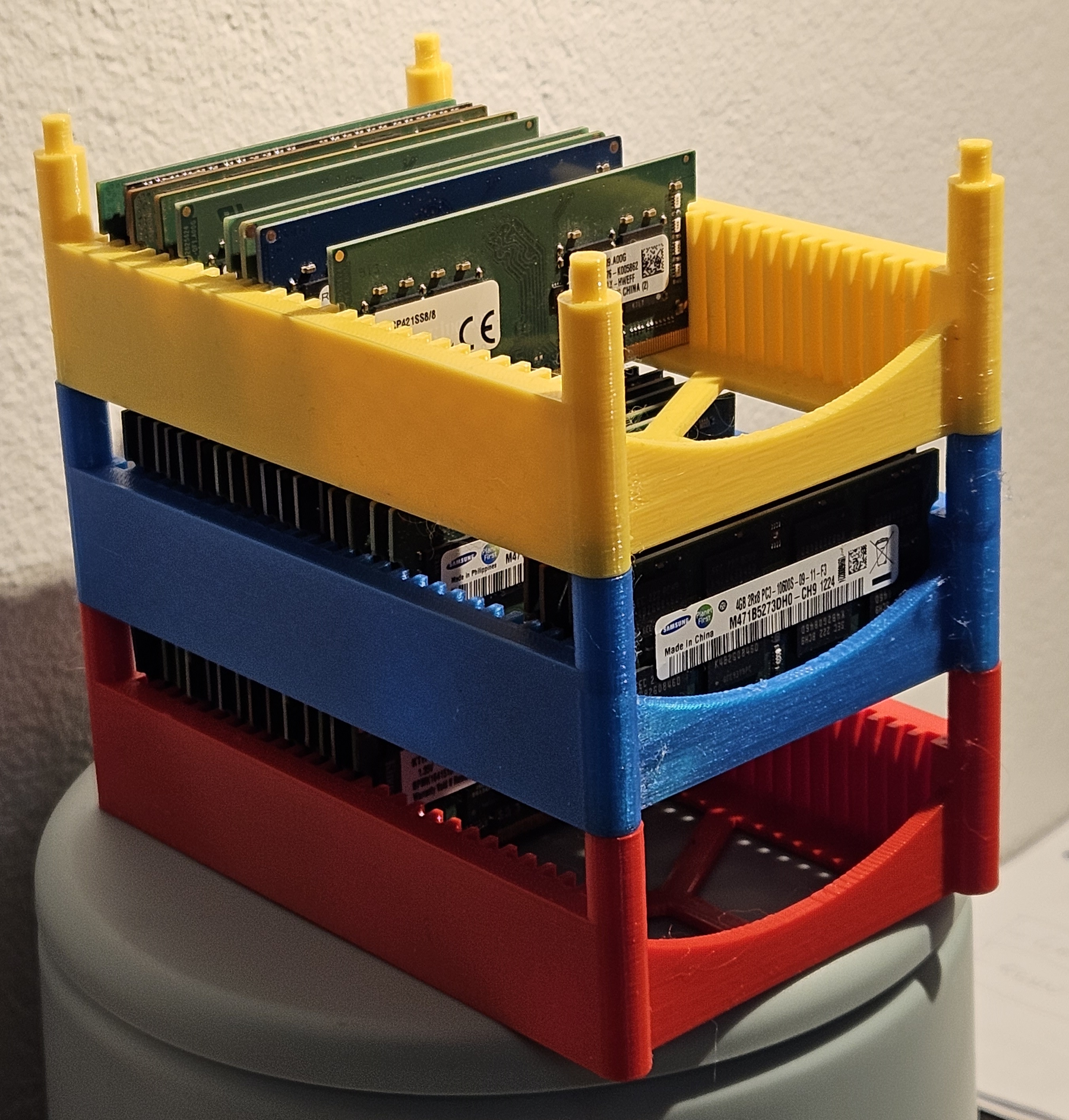 SO-DIMM RAM Organizer Stackable by JankieL | Download free STL model ...