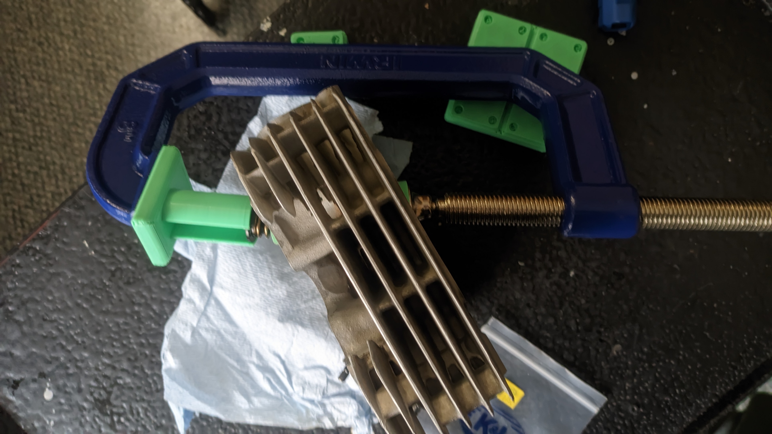 Valve Spring Compressor Adapter - PARAMETRIC by crazyramen | Download ...