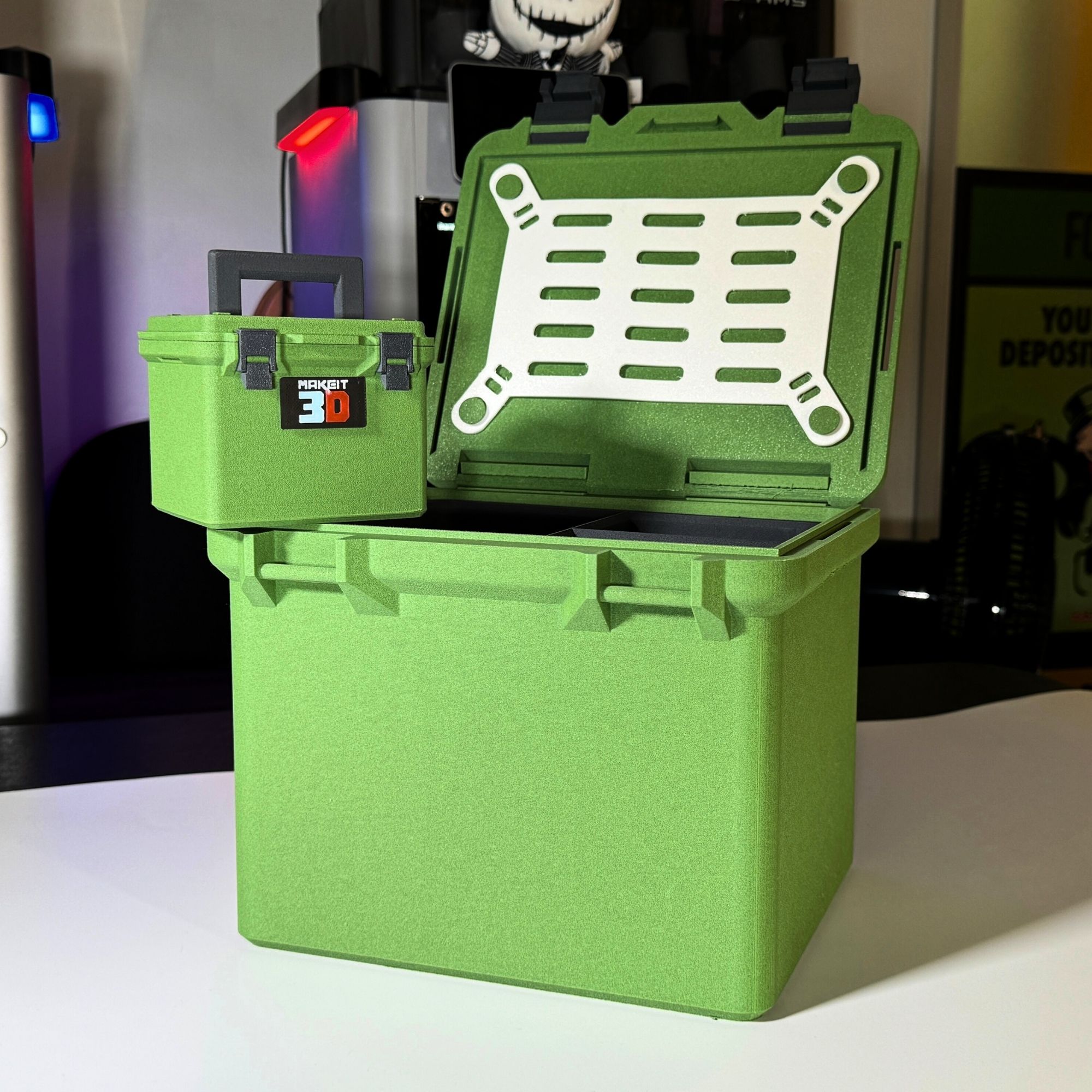 3D Printed Heavy Duty Gear Box Loadout Version by Brandon Santana ...