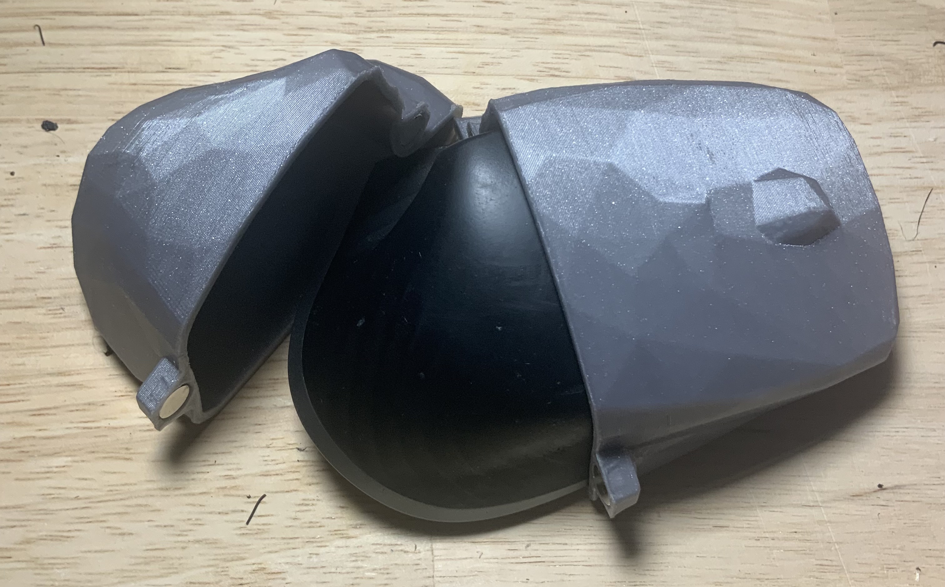 Logitech MX Master 3 Case (8mm dia X 3mm magnets) by Benoit | Download ...