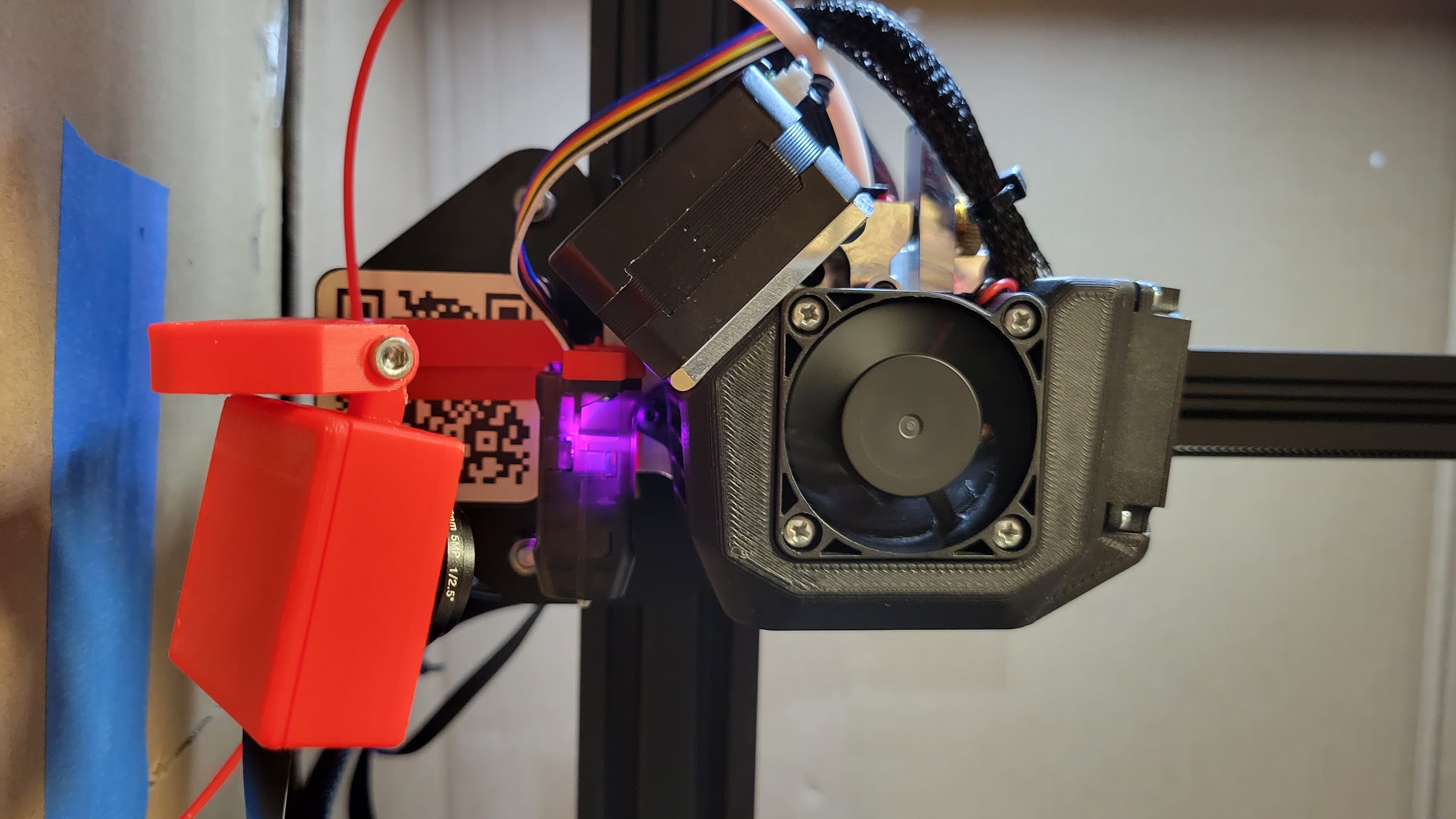 OctoCam Camera mount for Ender 3 with CRTouch (Works w. MicroSwiss NG) by Michael Gofman ...