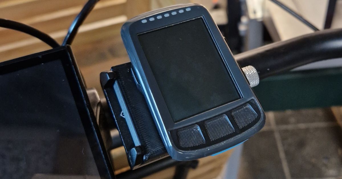 Wahoo Bolt adapter for smartphone holder by Erikjuh | Download free STL ...
