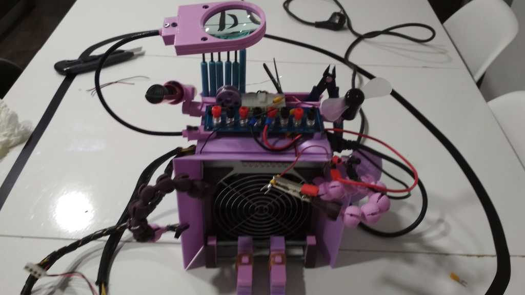 Central work and soldering station - Centro de trabajo y Soldadura ...