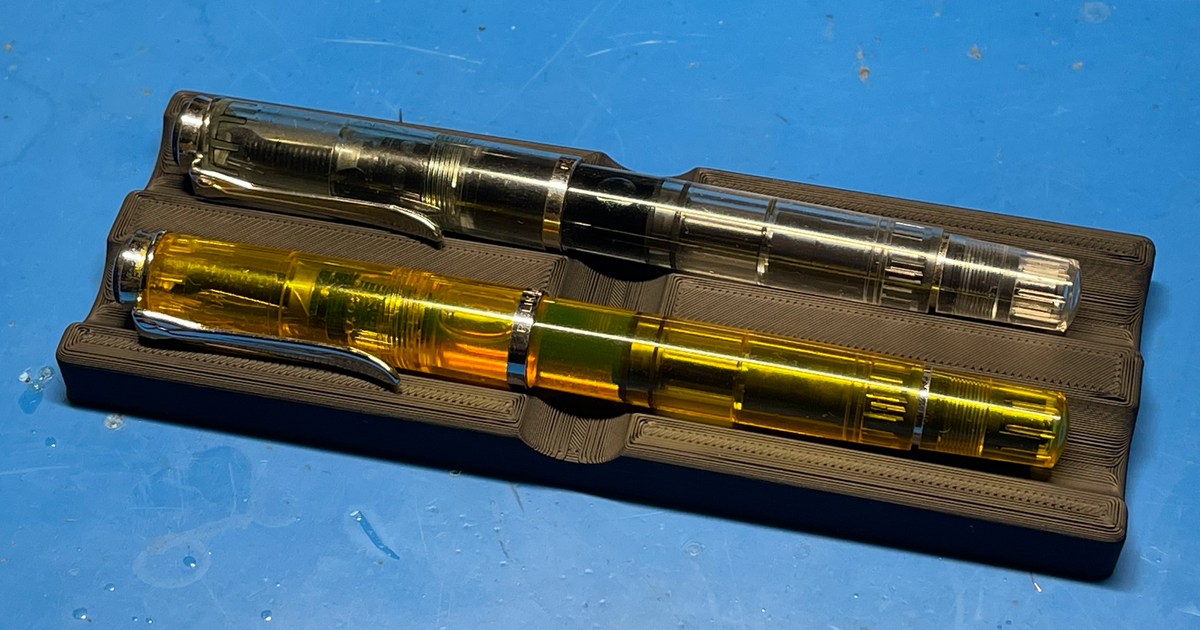 Tray for Two Fountain Pens by stoneburner | Download free STL model ...