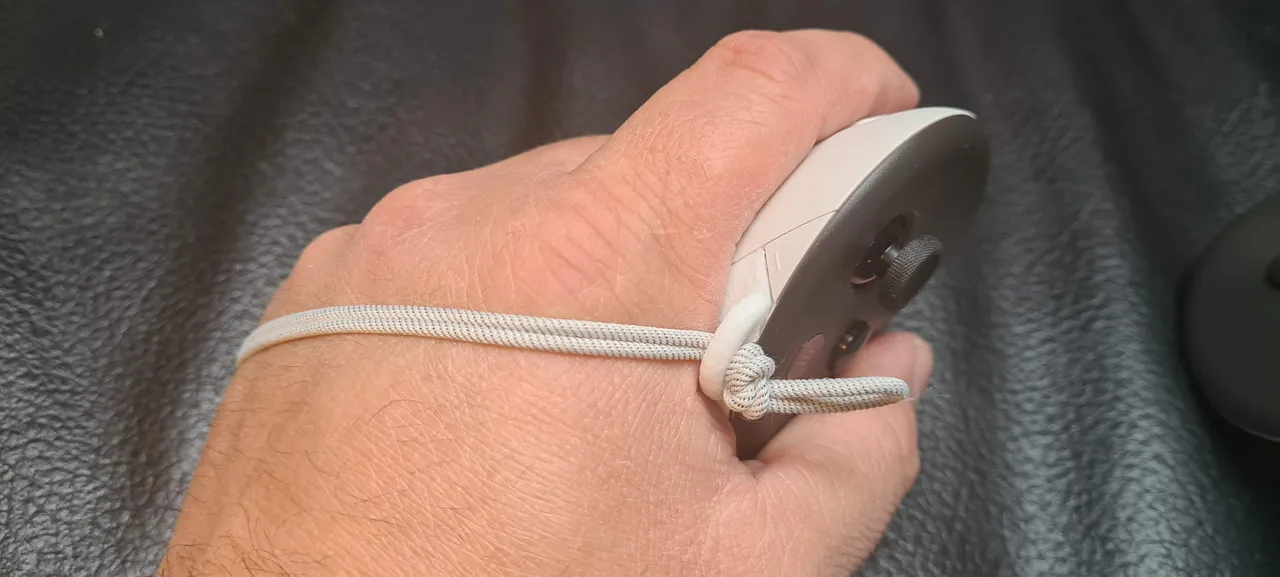 Meta Quest 3 Controller Grips / Straps by dnlm | Download free STL ...