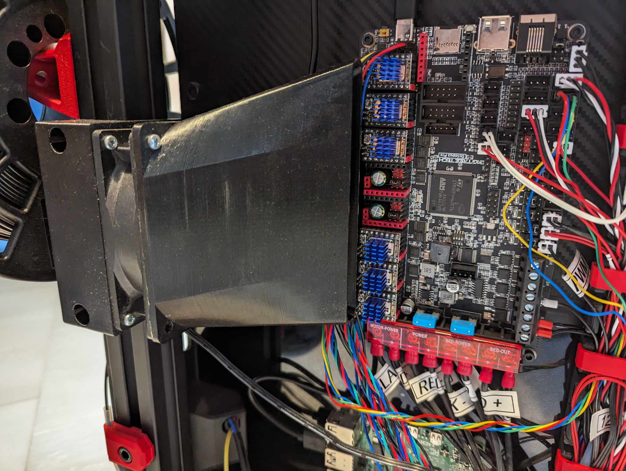 RatRig V-Core 3.1 Motherboard 92mm fan bracket & Duct by AllAbout3D ...