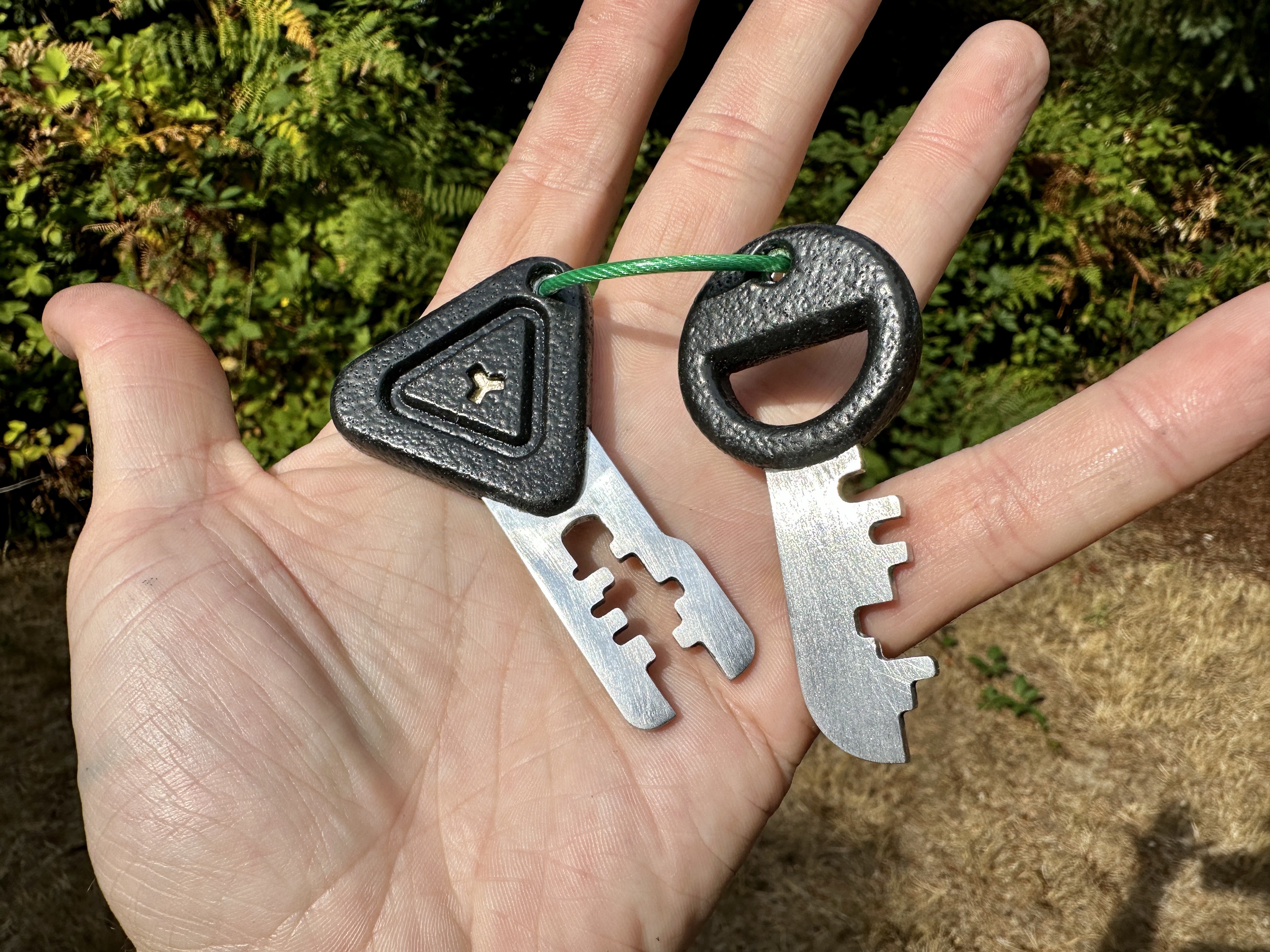 Futurama Planet Express Ship Keys by cmaddy | Download free STL model ...