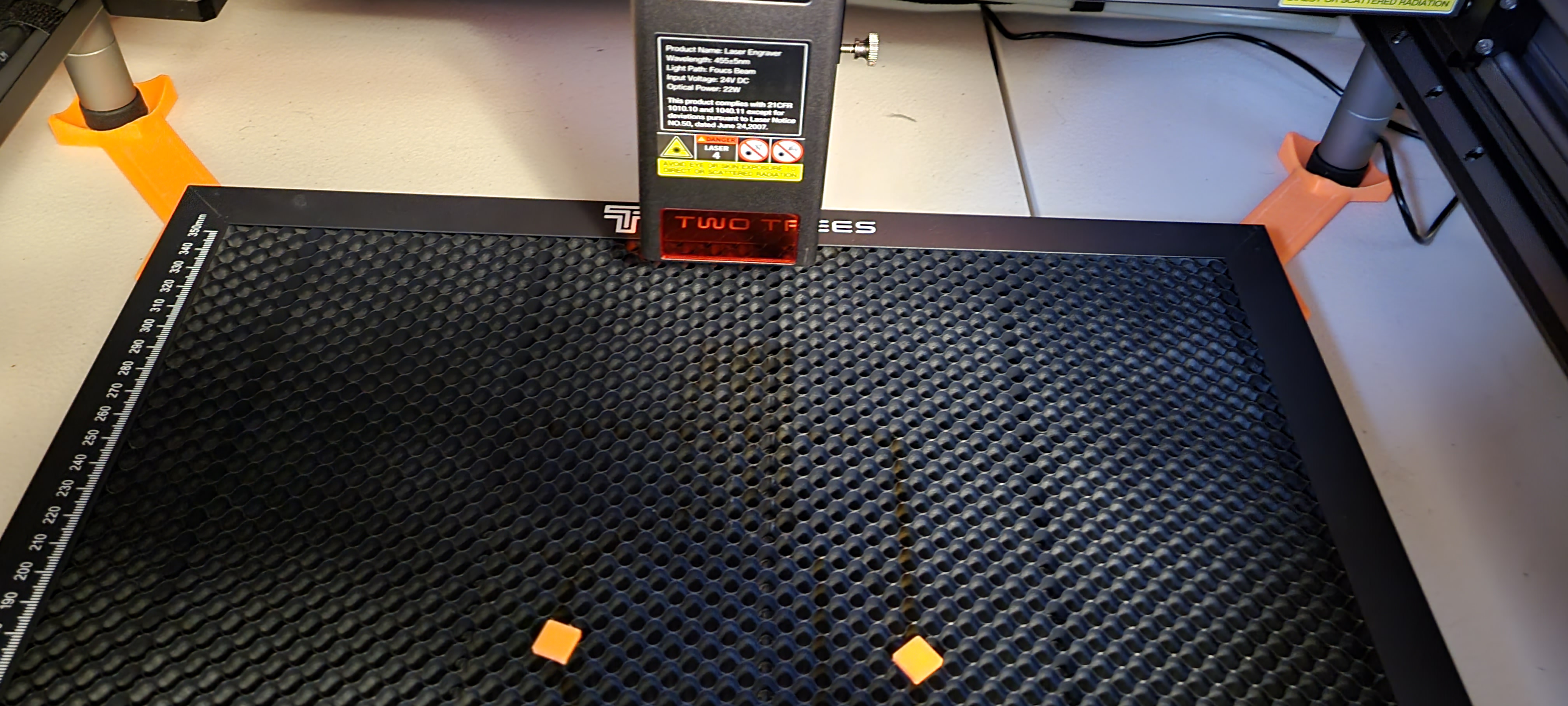 Falcon 2 Laser Engraver Honeycomb Support by Dimbulb | Download free STL model | Printables.com