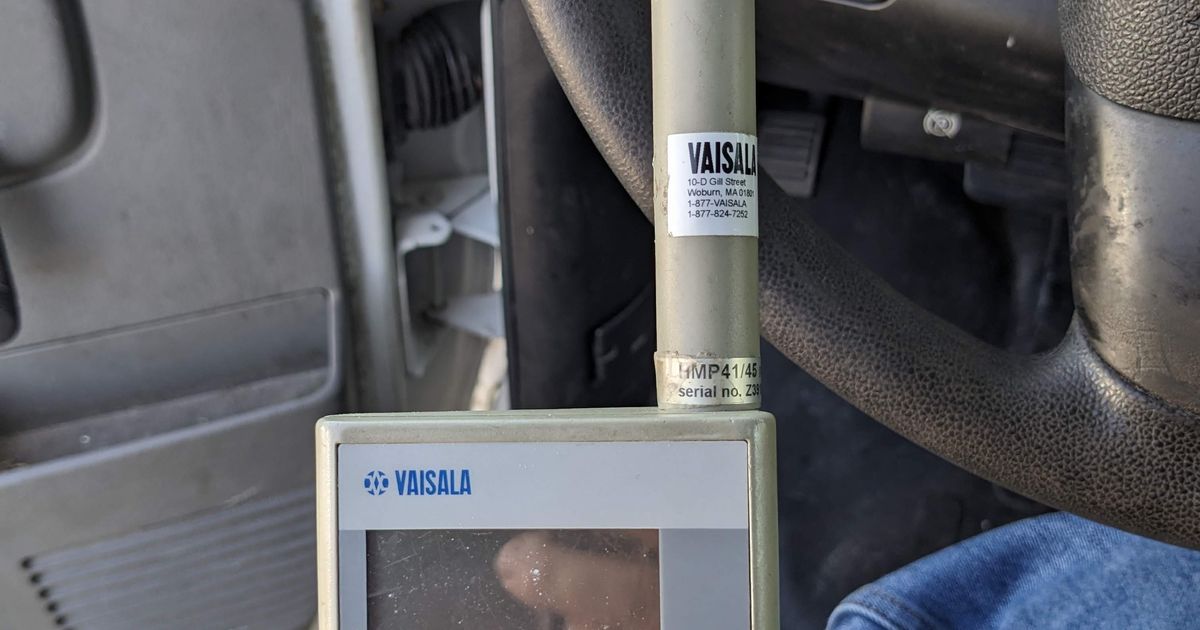 Vaisala HMP41/45 Sensor Cage by iplop | Download free STL model ...