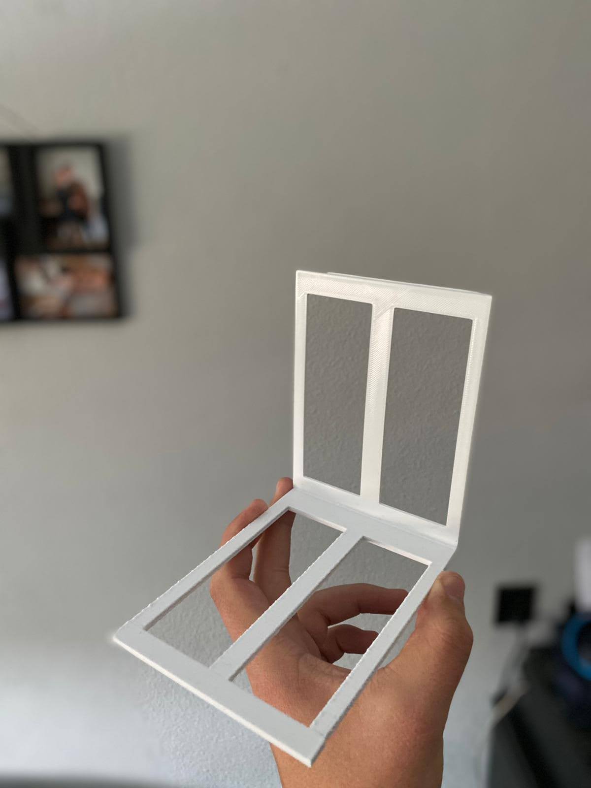 Simple book stand by initdebug | Download free STL model | Printables.com