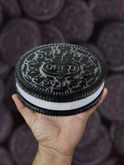 Giant Oreo HueForge por TechJeeper | Descargar modelo STL gratuito | Printables.com