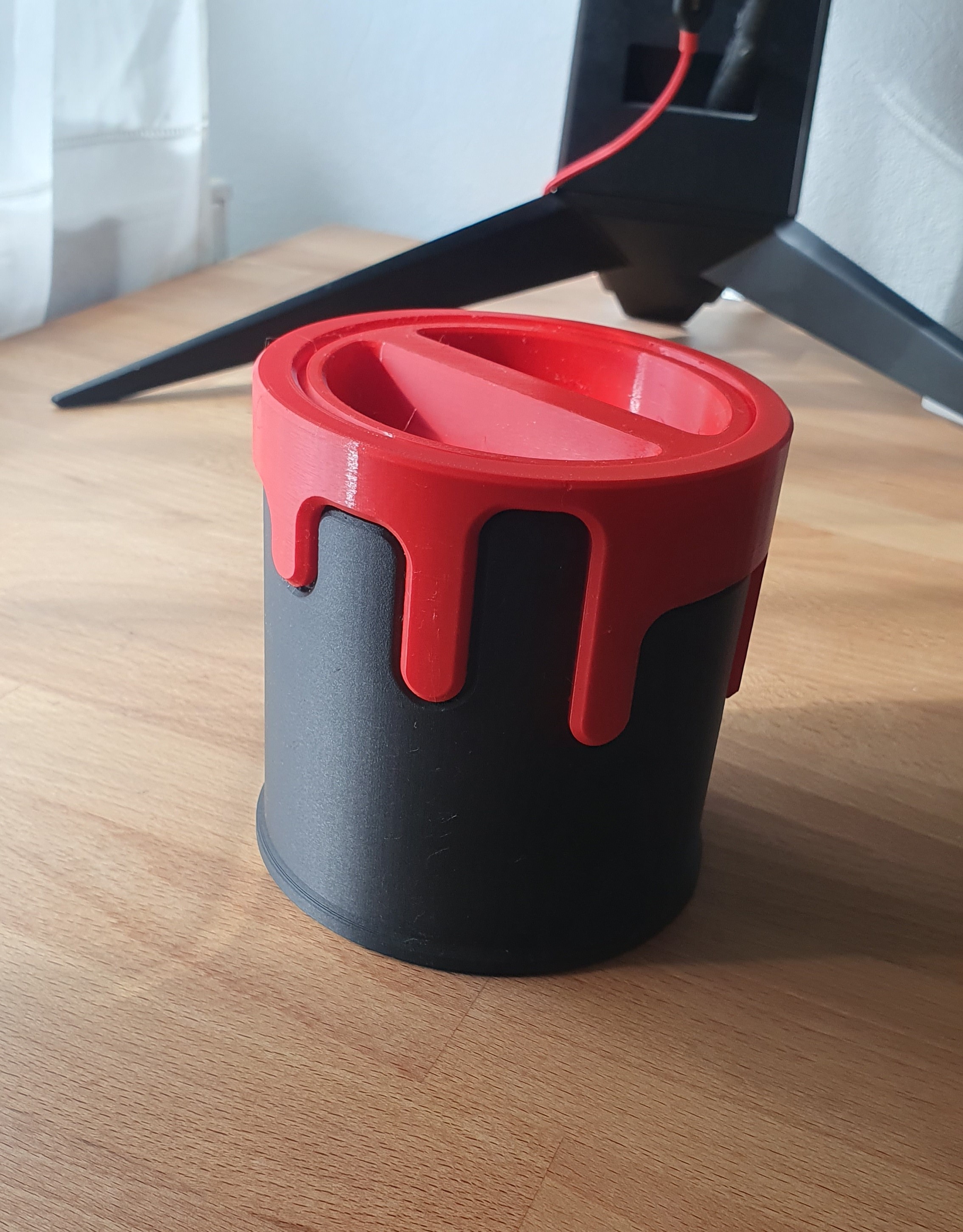 Modern Drippy Screw Bucket by redline | Download free STL model ...