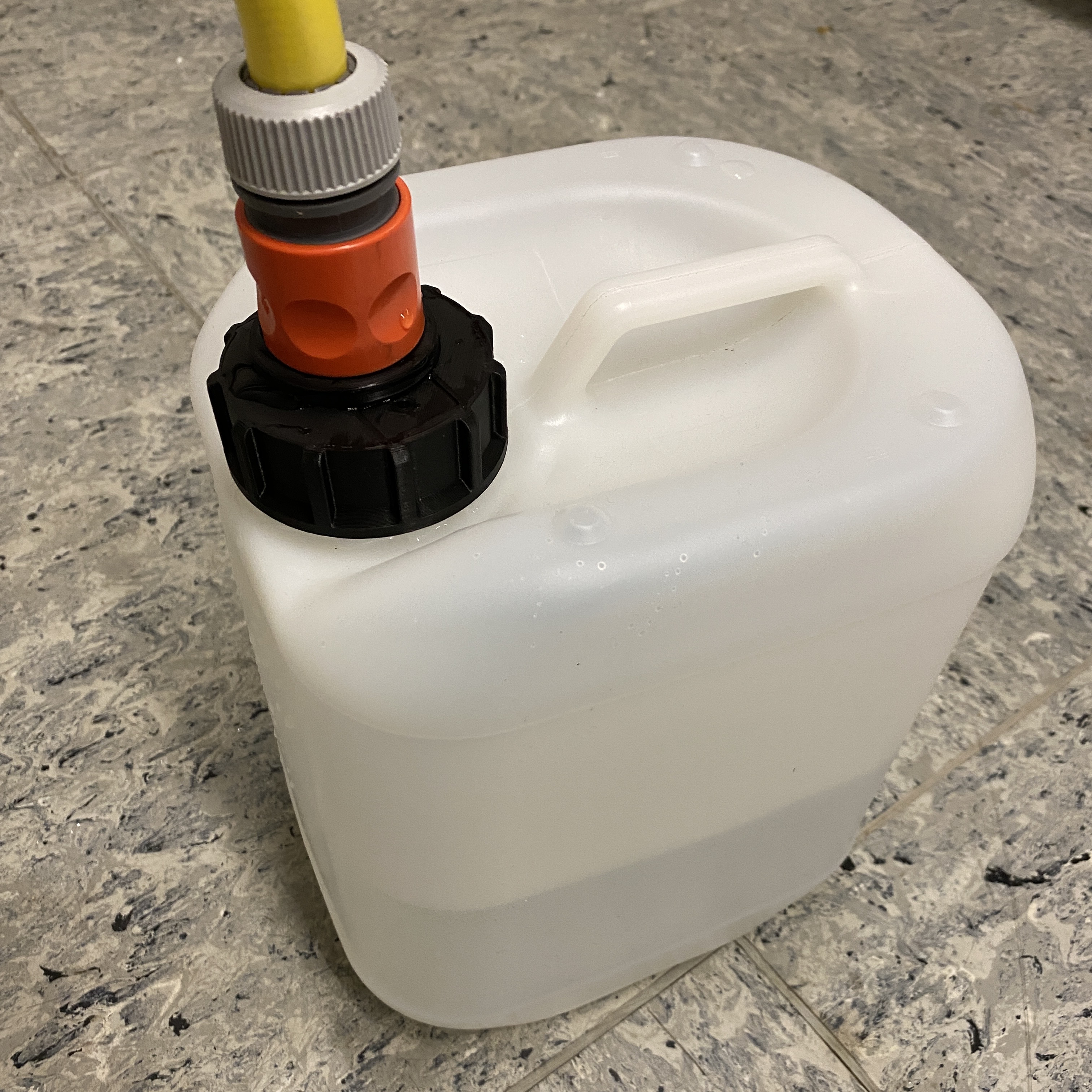 DIN 51 to Gardena adapter by mrfox | Download free STL model ...