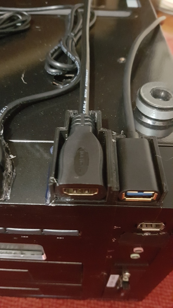 Custodia USB + HDMI per Oculus Rift by Krashone | Download free STL ...