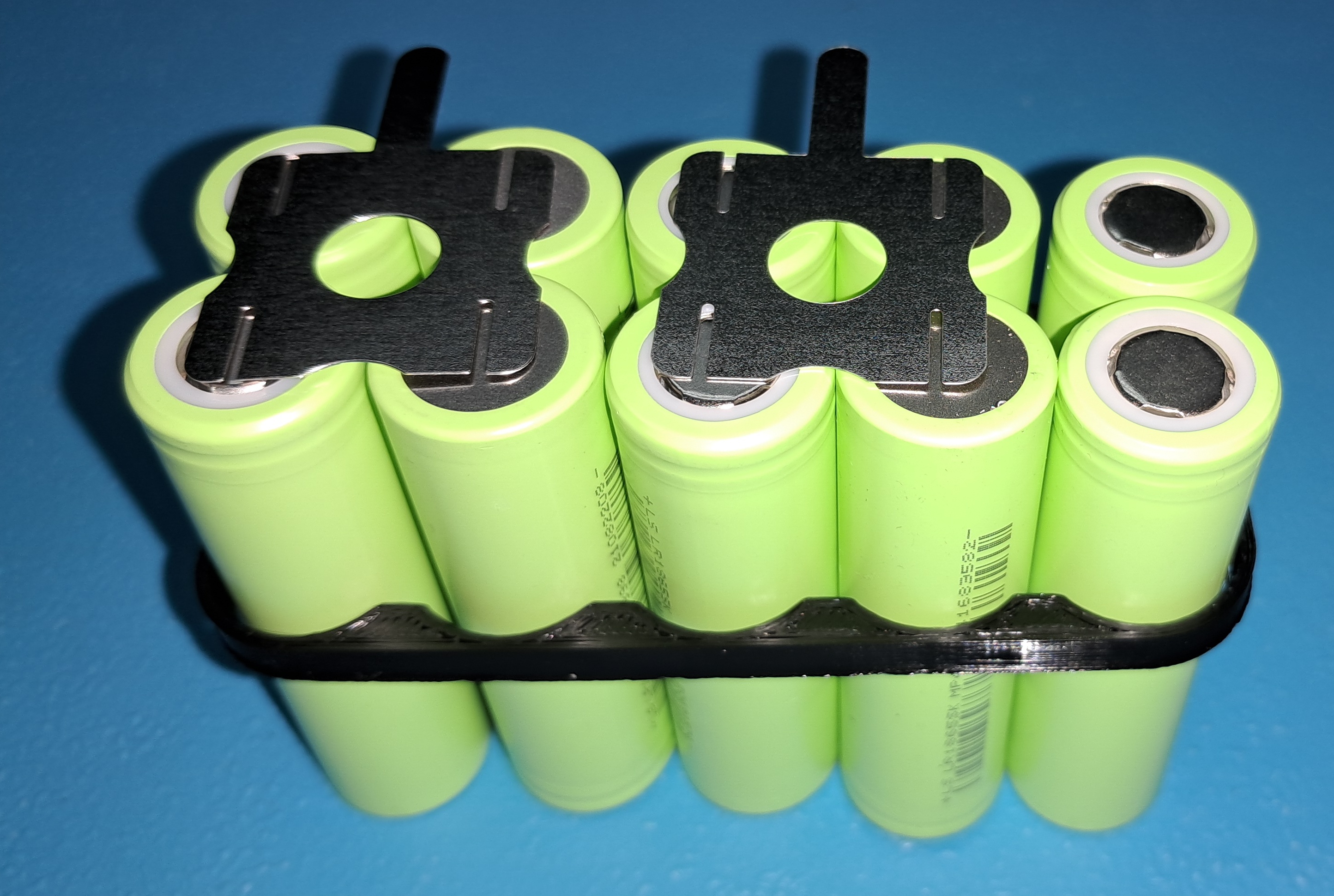 2 by 5 18650 battery holder by bumbobee | Download free STL model ...
