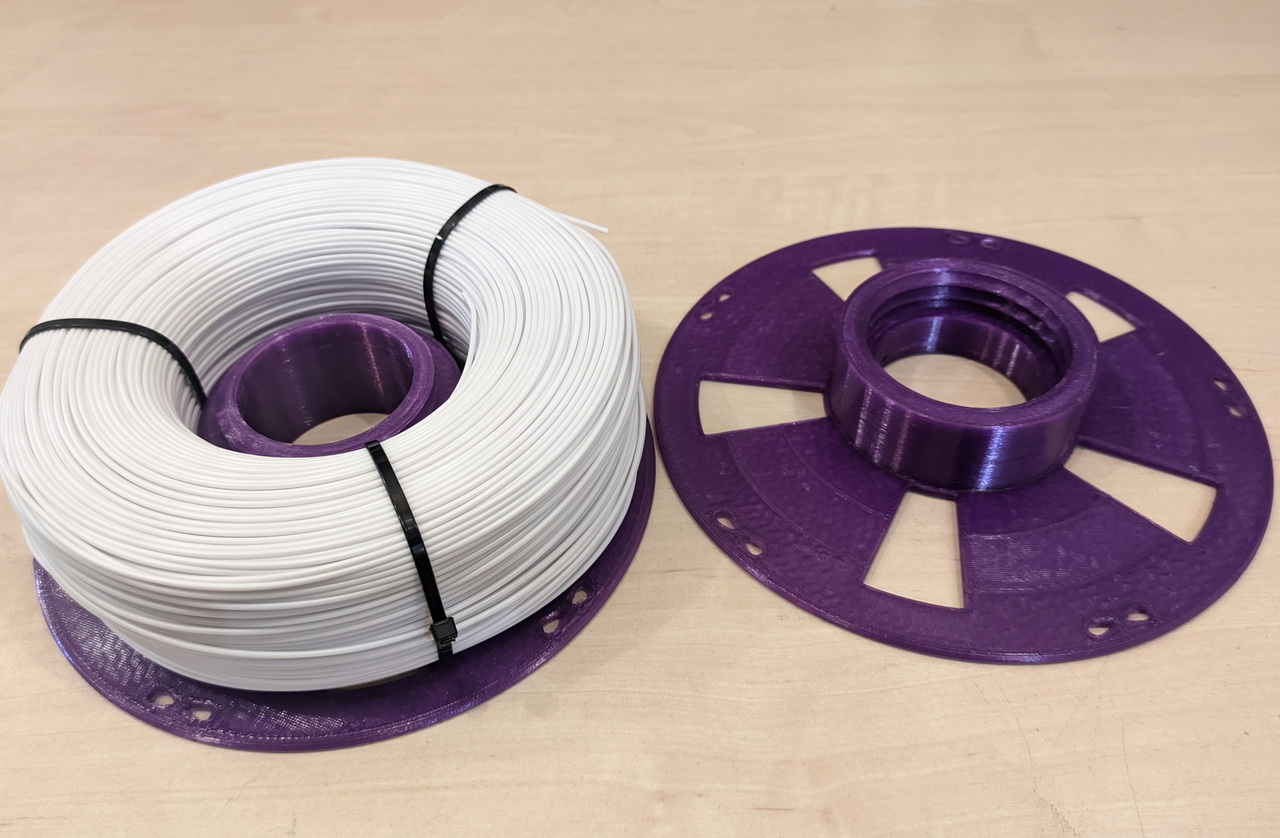 Collapsible spool for cheap filament by Sat_2003 | Download free STL ...